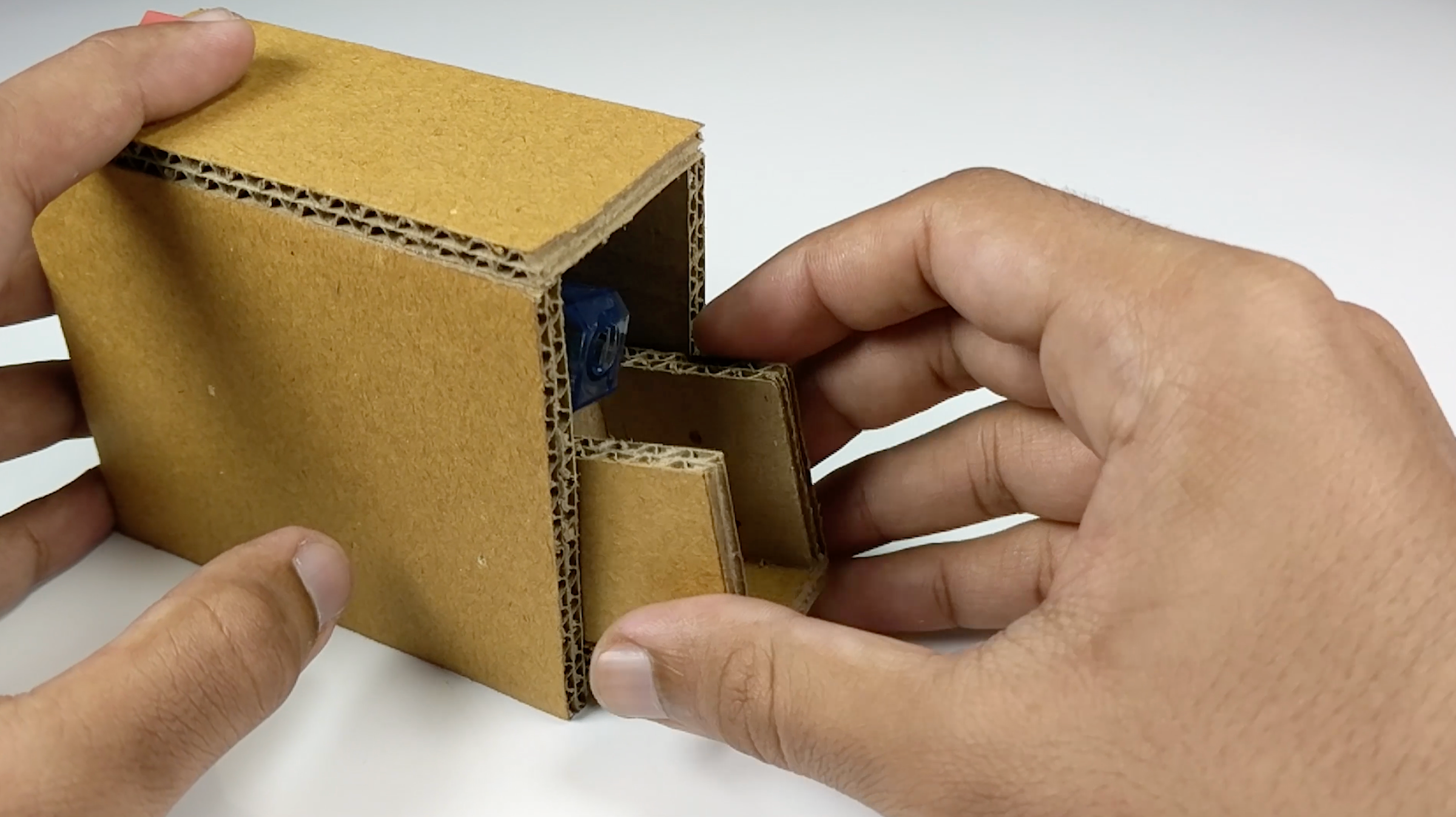 How to Make PENCIL Sharpener MACHINE From Cardboard DIY at Home/SCHOOL ...