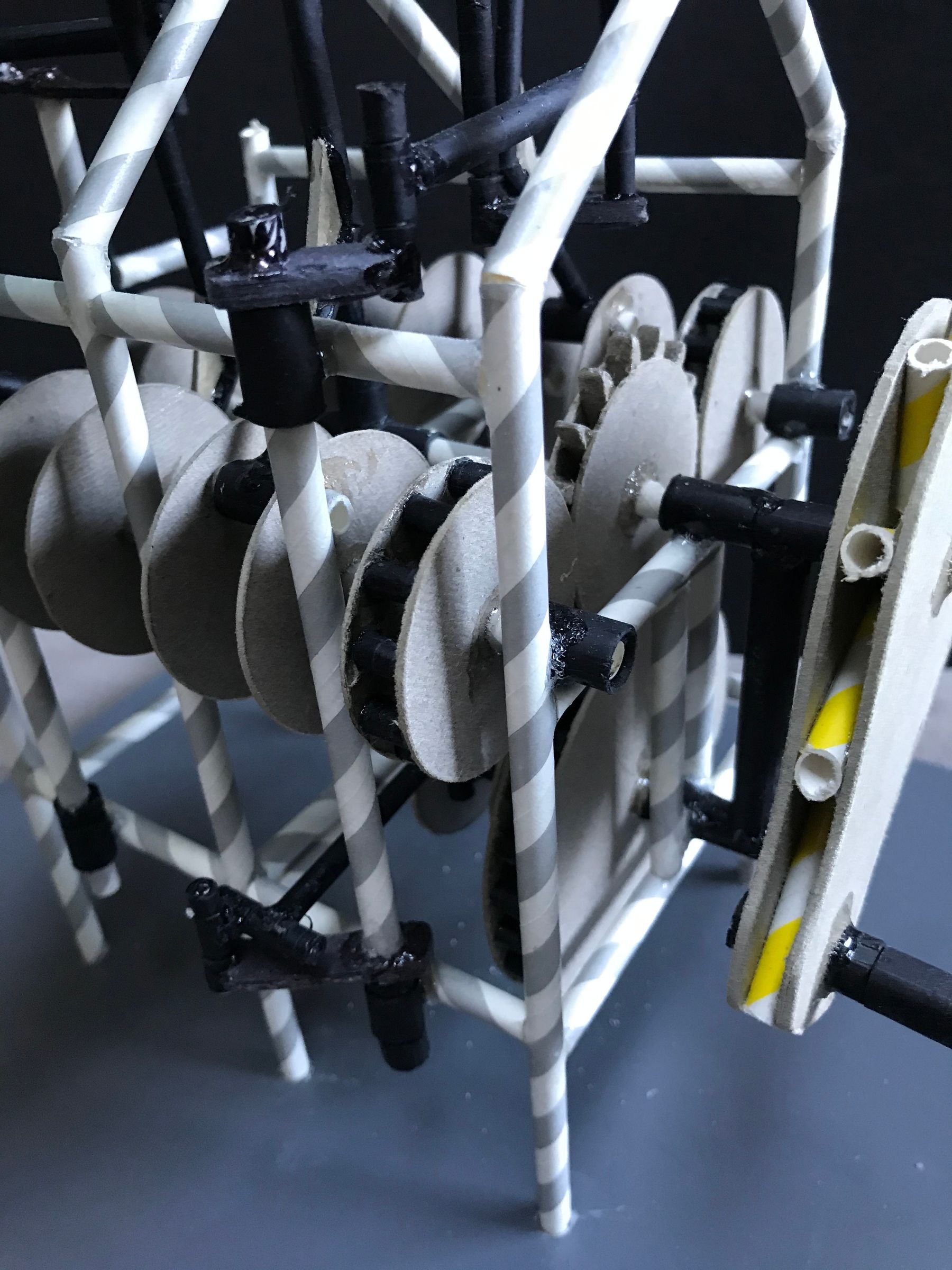 Paper Animatronic Dragonfly : 11 Steps (with Pictures) - Instructables