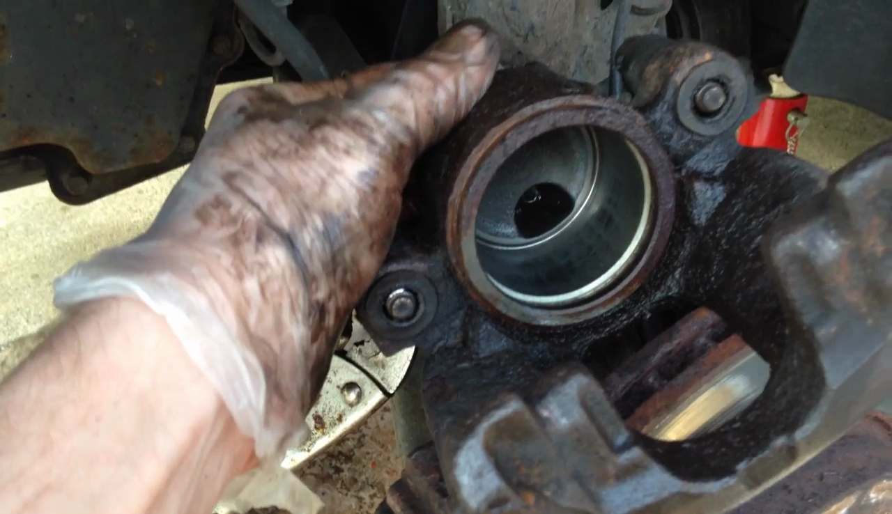 How to Rebuild a Brake Caliper (WITHOUT Removing It From You Car!) : 7 ...