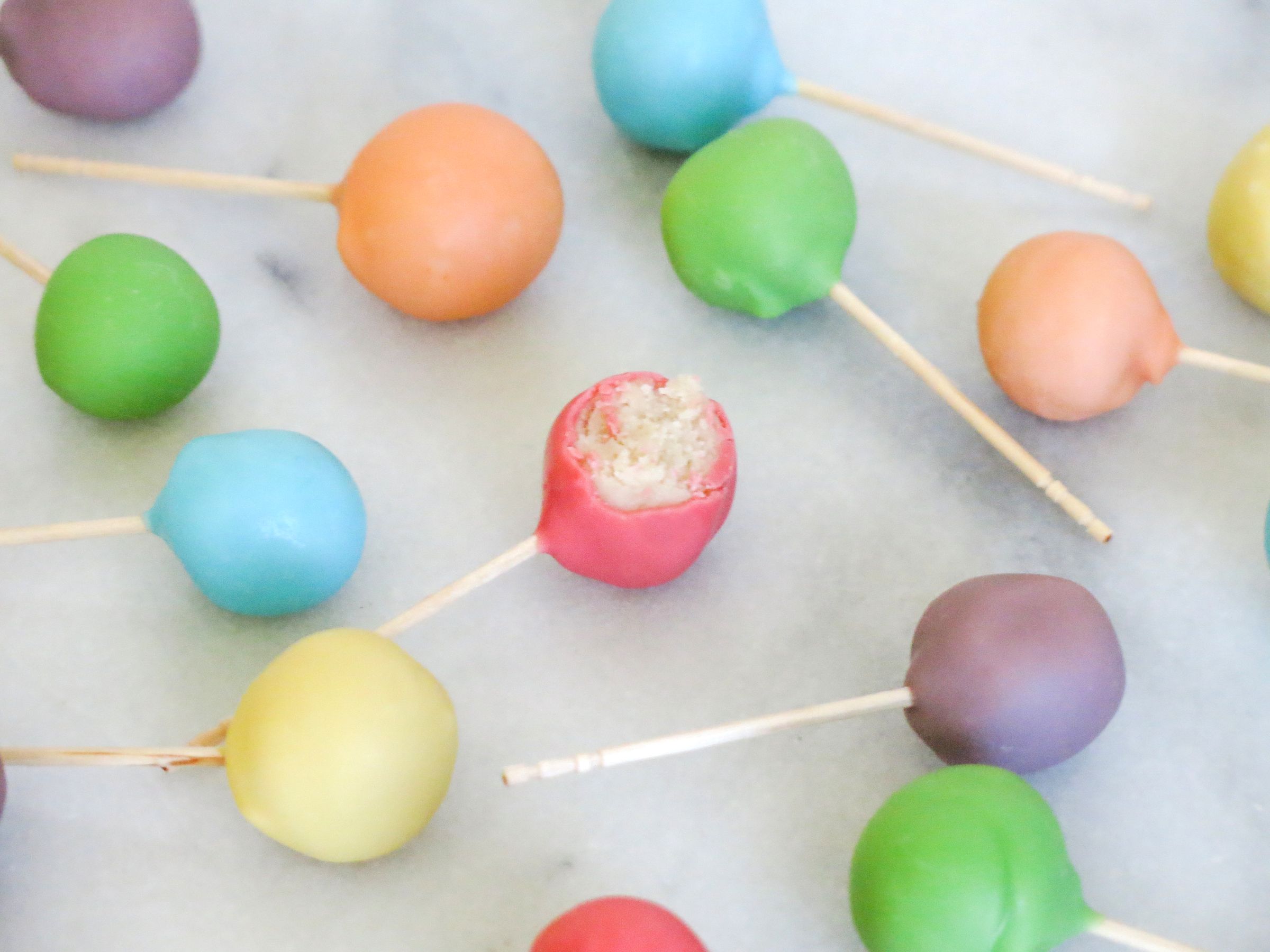 Mini Cake Pops : 5 Steps (with Pictures) - Instructables