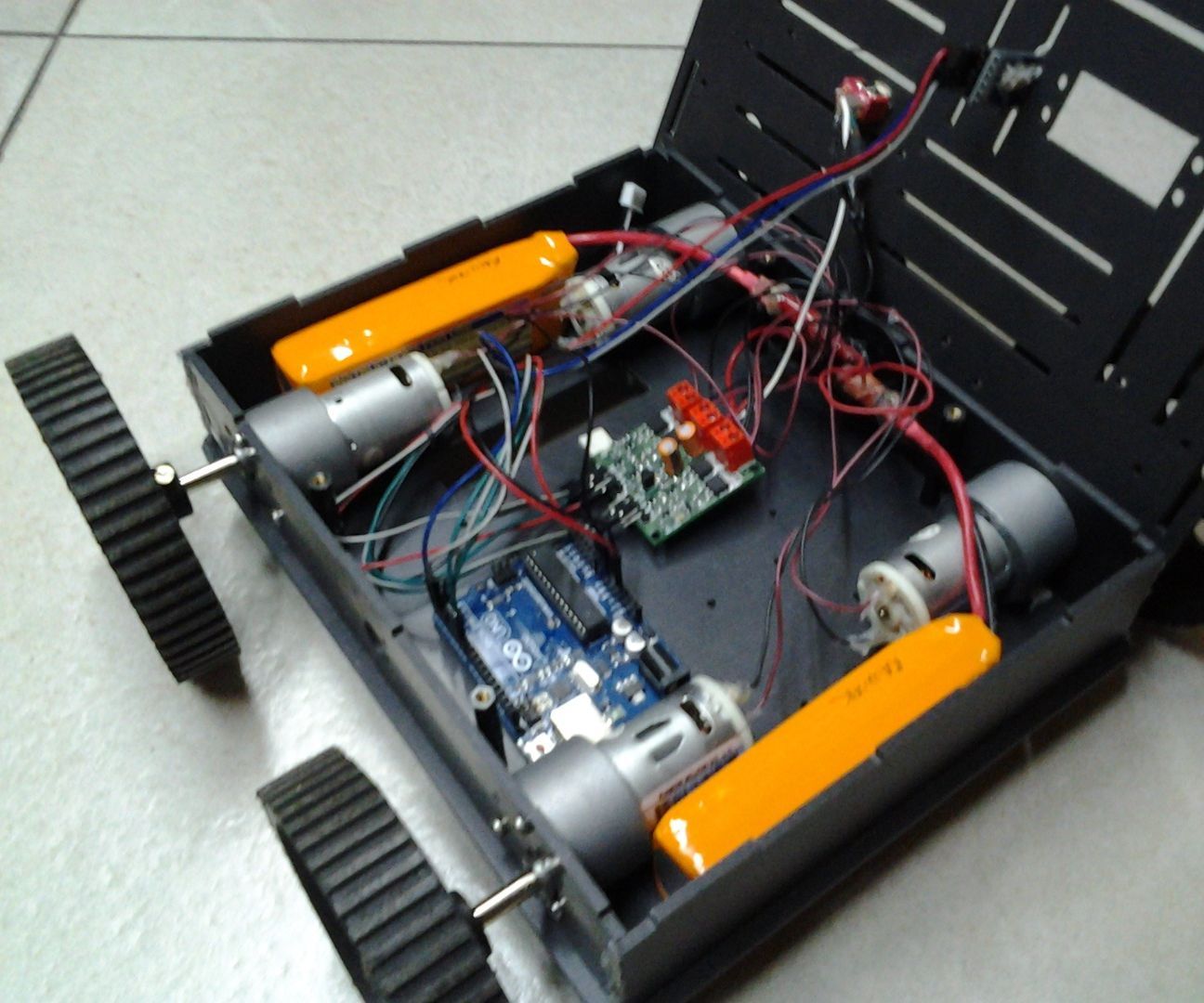 Android App Controlled ATR (all Terrrain Racer) : 8 Steps - Instructables