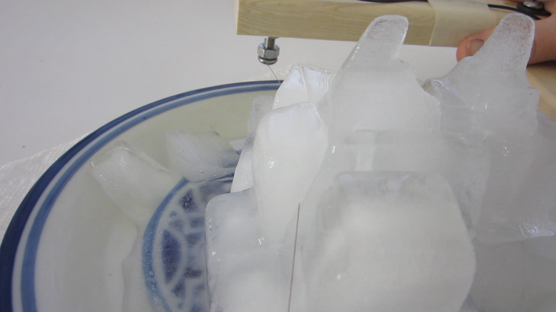 Hot Wire Ice Cutter : 10 Steps (with Pictures) - Instructables