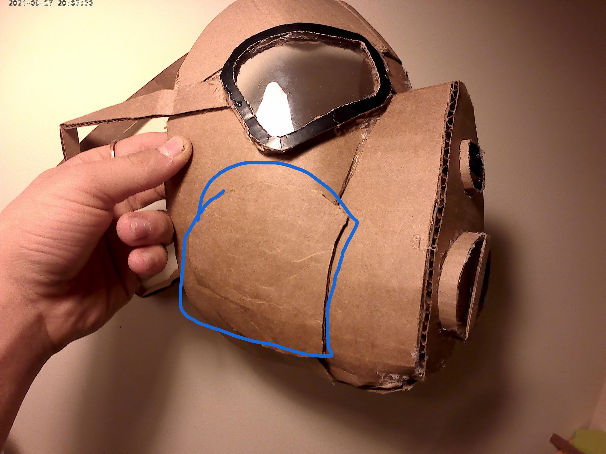 Cardboard Gas Mask : 7 Steps (with Pictures) - Instructables