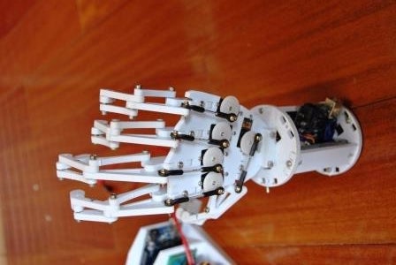 Leap Motion Arduino Animatronic Hand Robot : 4 Steps (with Pictures) - Instructables