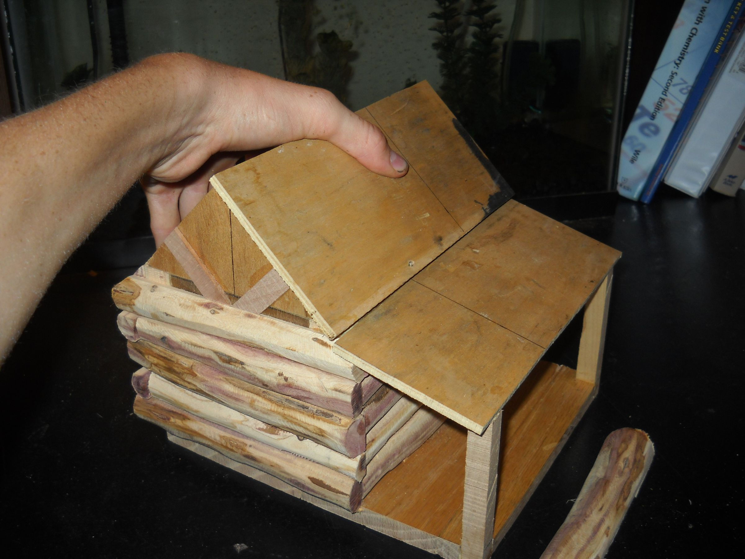 Log Cabin Bird House : 12 Steps (with Pictures) - Instructables