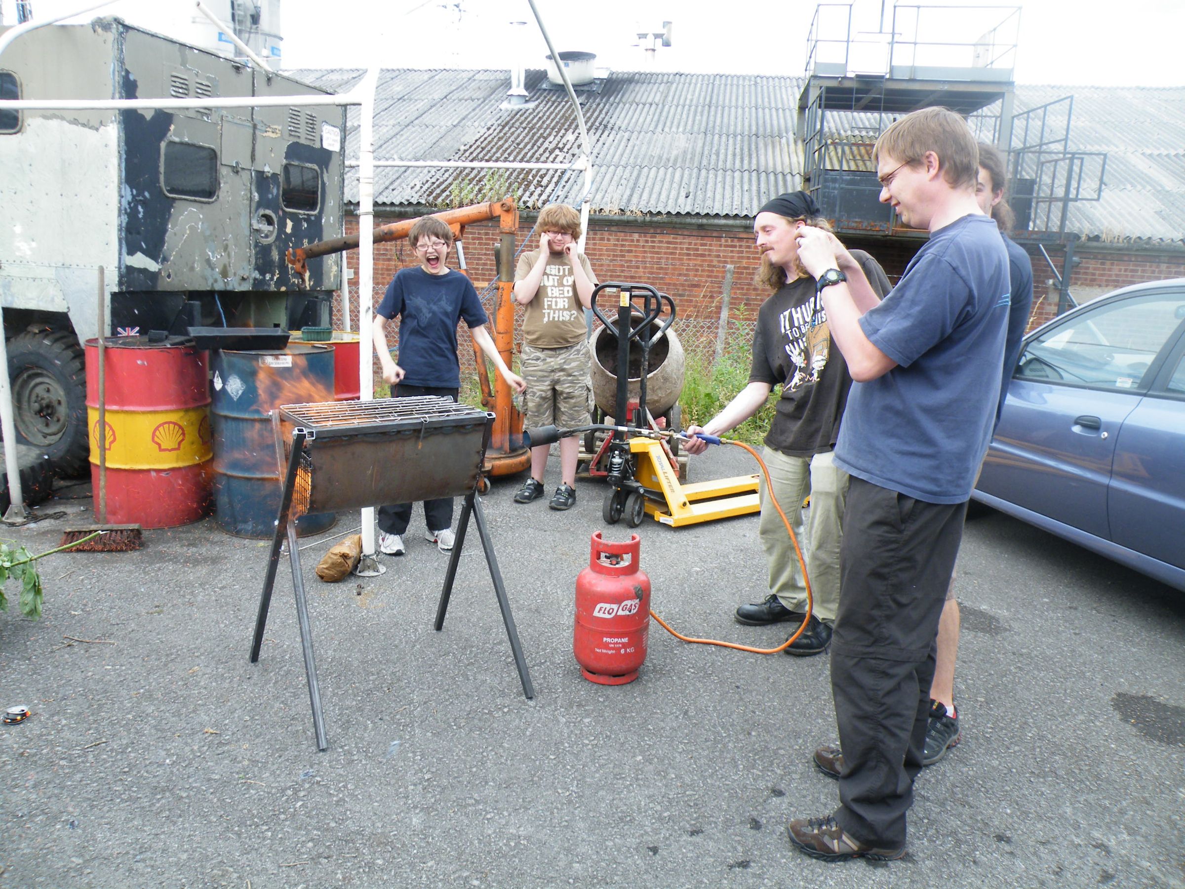 How to Weld a Barbecue. : 7 Steps (with Pictures) - Instructables
