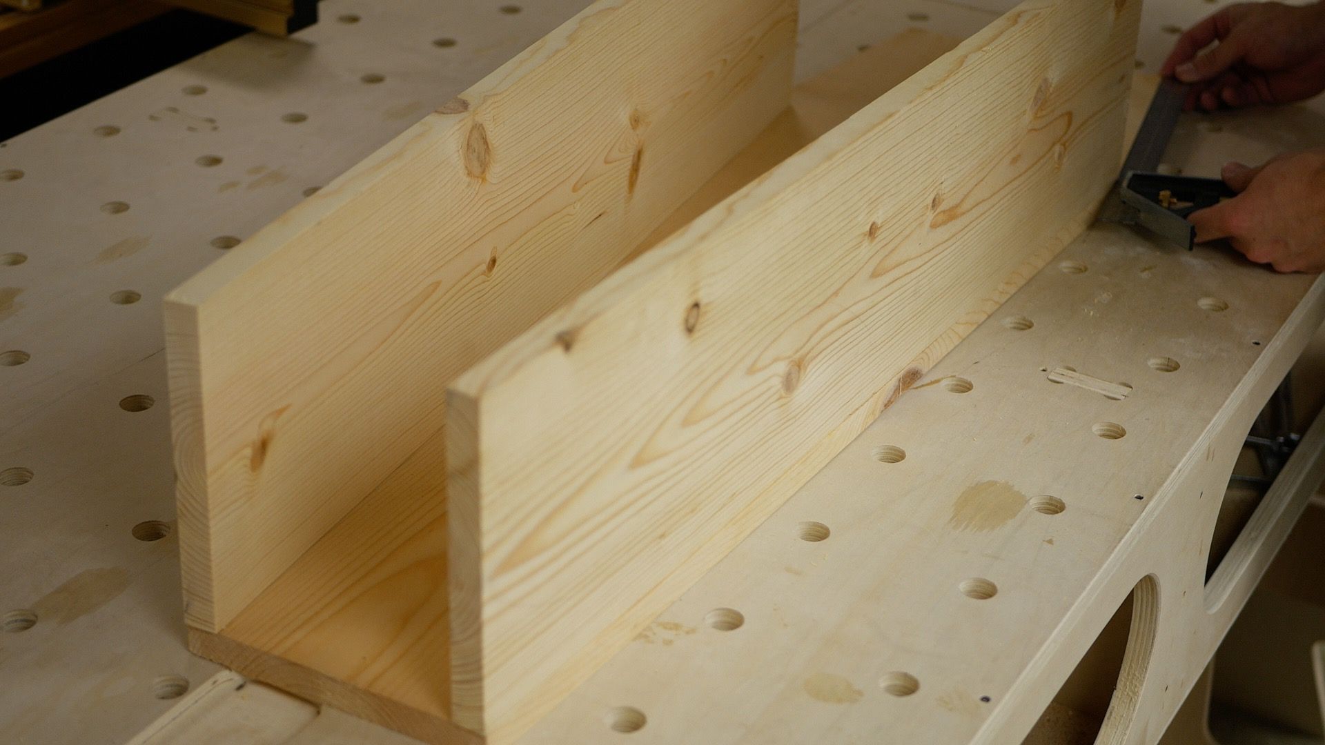 How to Build a Coffin (DIY Halloween Decorations / Crafts) : 6 Steps ...