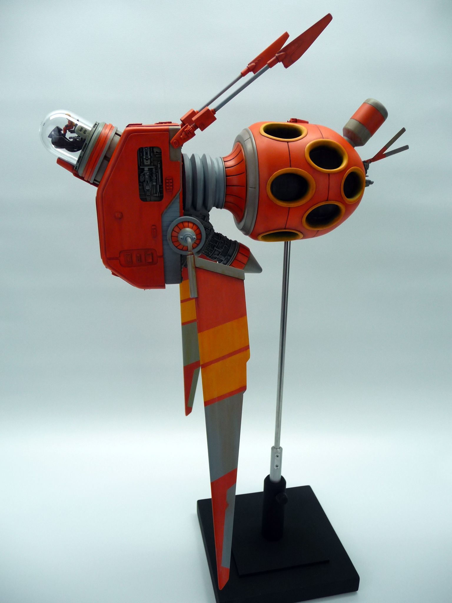 Sci-Fi Spaceship Model Making : 9 Steps (with Pictures) - Instructables