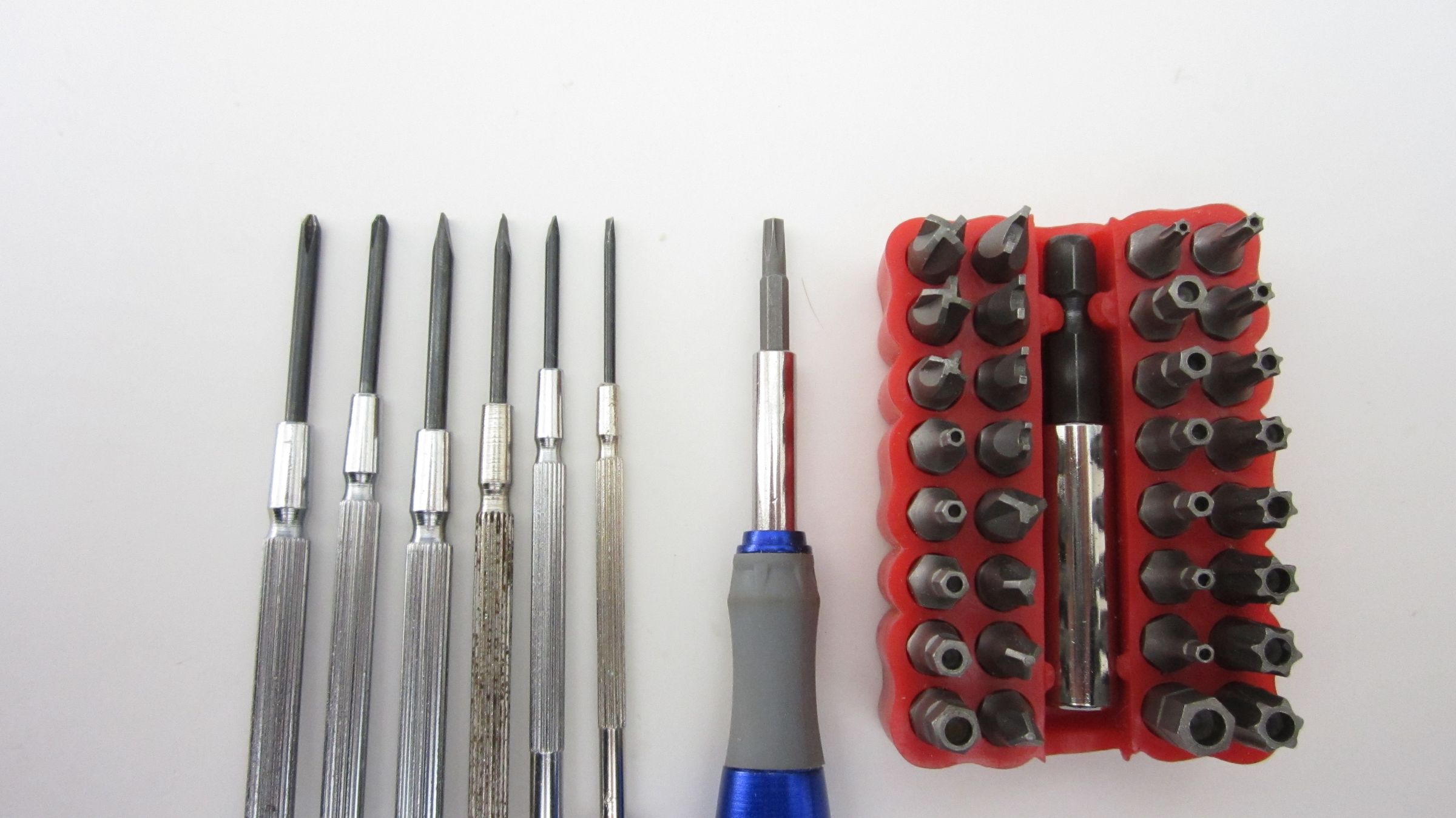 Make Jewelry From Computer Parts : 8 Steps (with Pictures) - Instructables