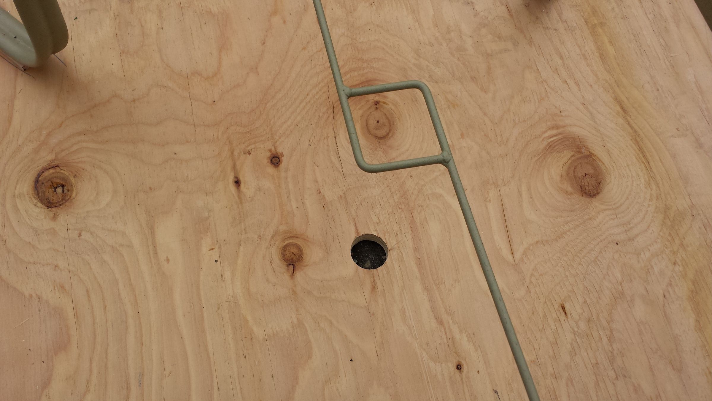 Fail! Patio Table Top Replacement : 5 Steps (with Pictures) - Instructables