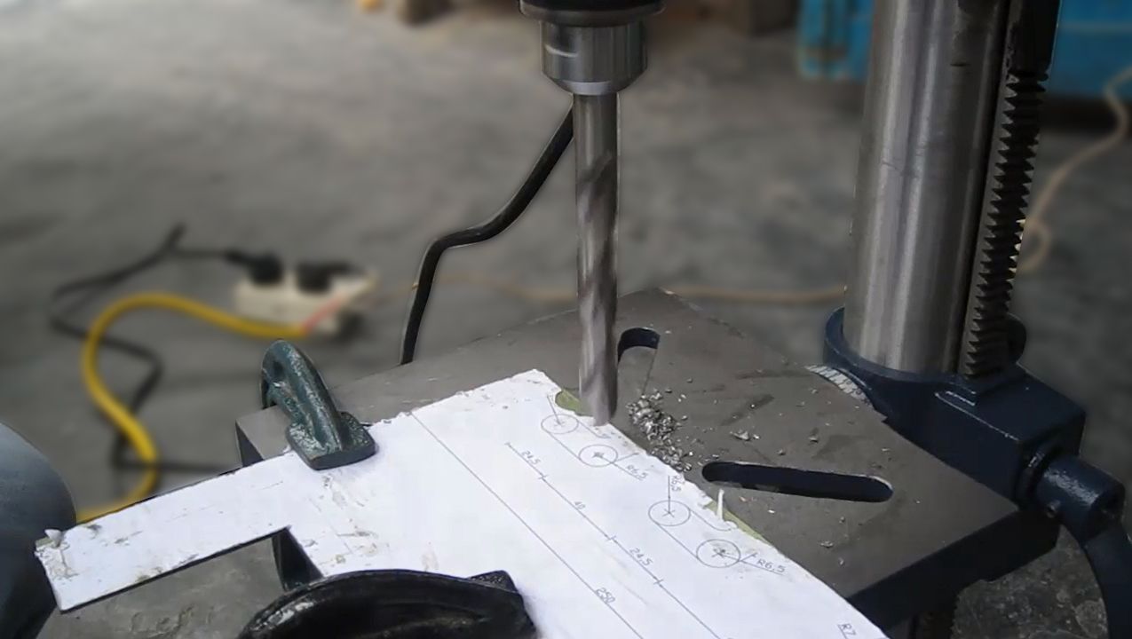 How to Make a Table Saw - Anti KickBack for DIY Table Saw - Guard ...