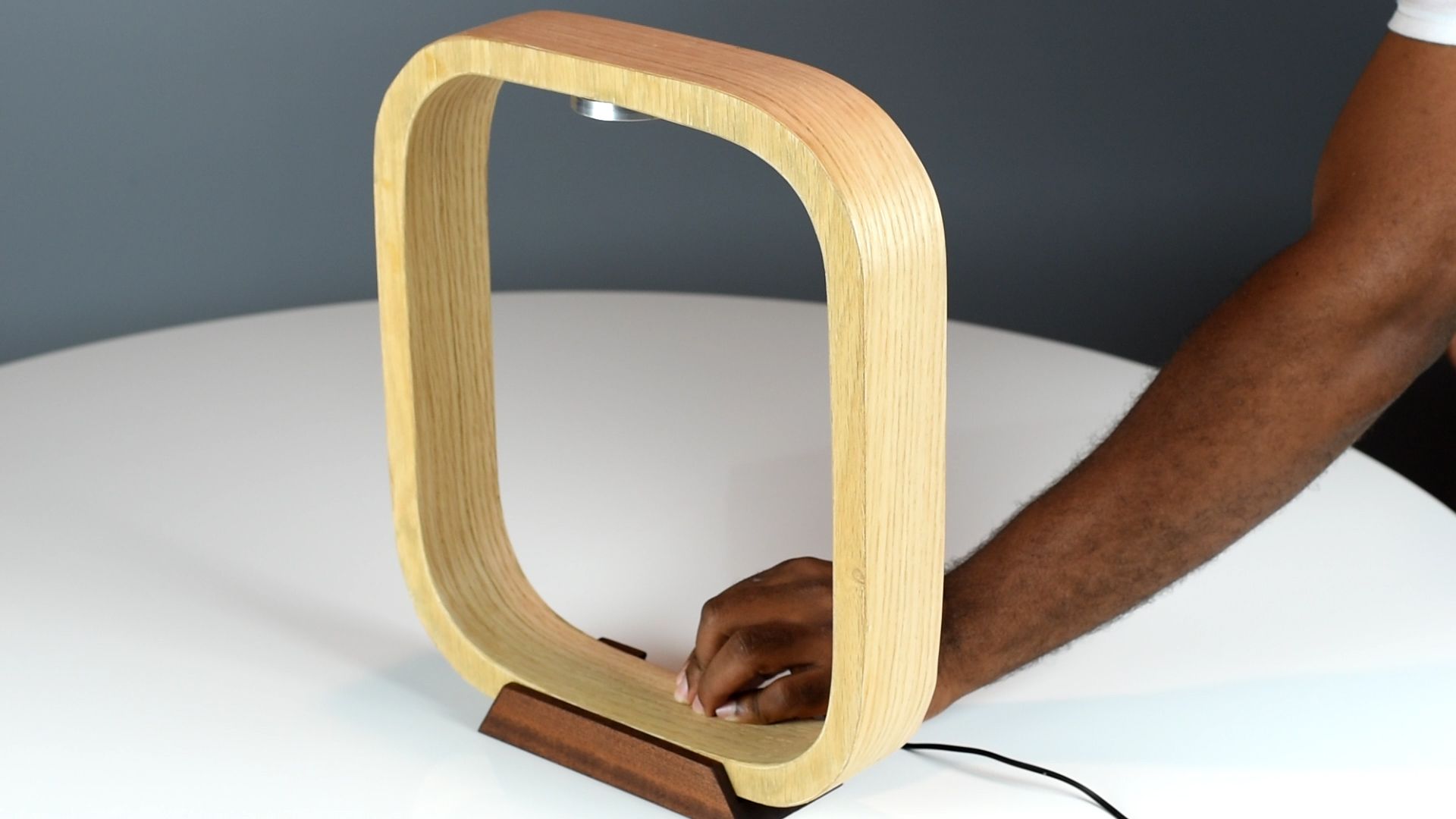 DIY Desk Lamp : 7 Steps (with Pictures) - Instructables