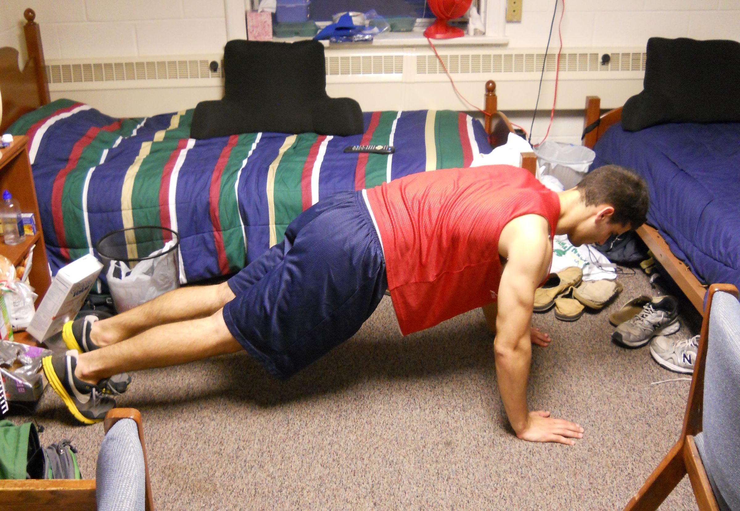 [Collegiate Exercise] Dorm Room Fitness : 11 Steps (with Pictures ...