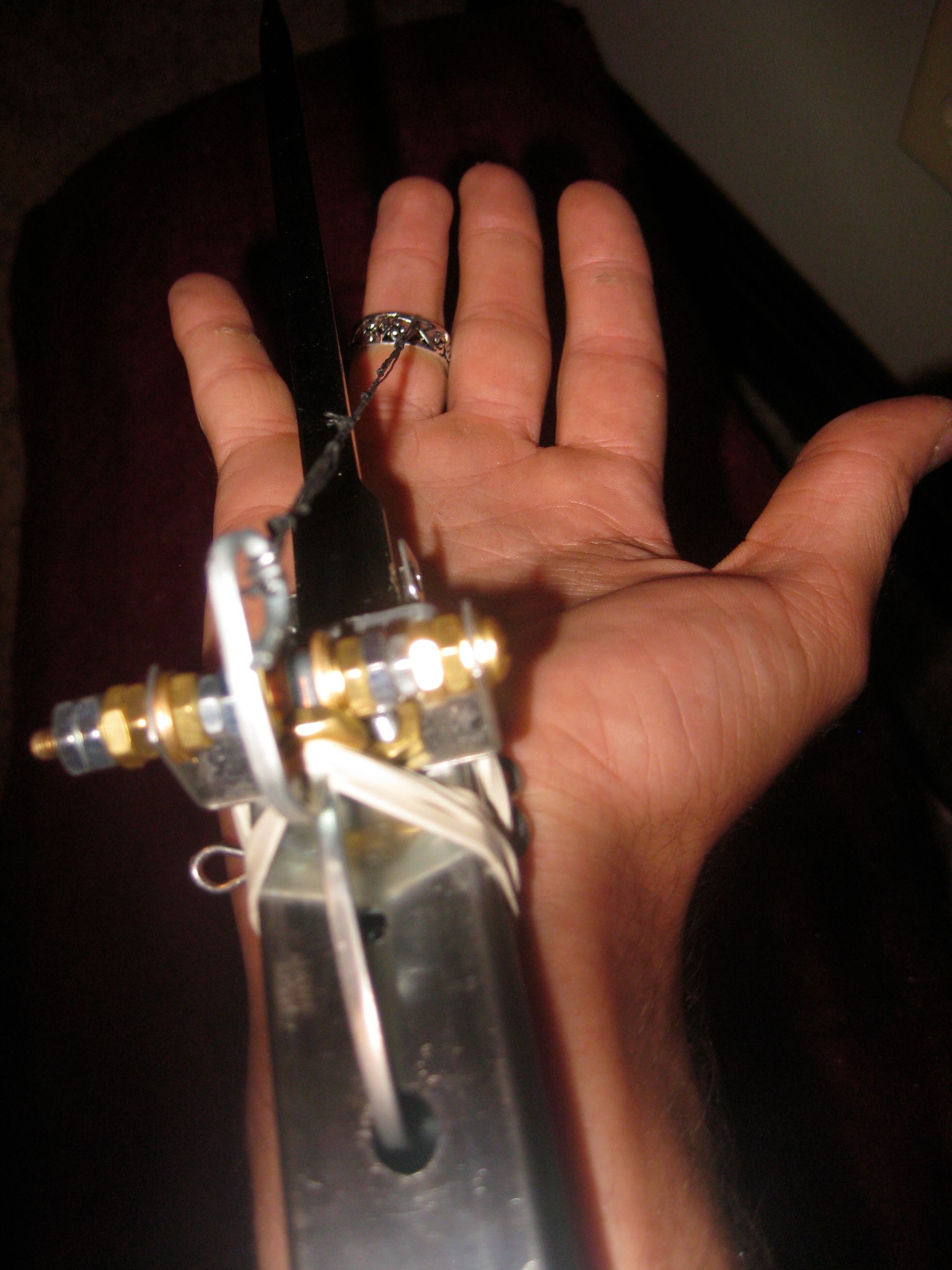 Hidden Blade : 12 Steps - Instructables