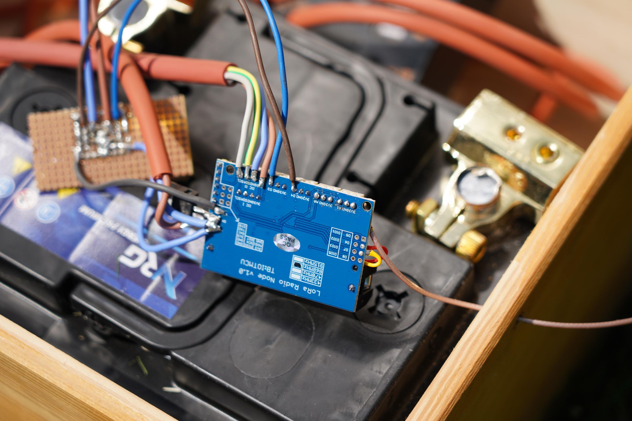 Automating a Greenhouse With LoRa! (Part 2) || Motorized Window Opener ...