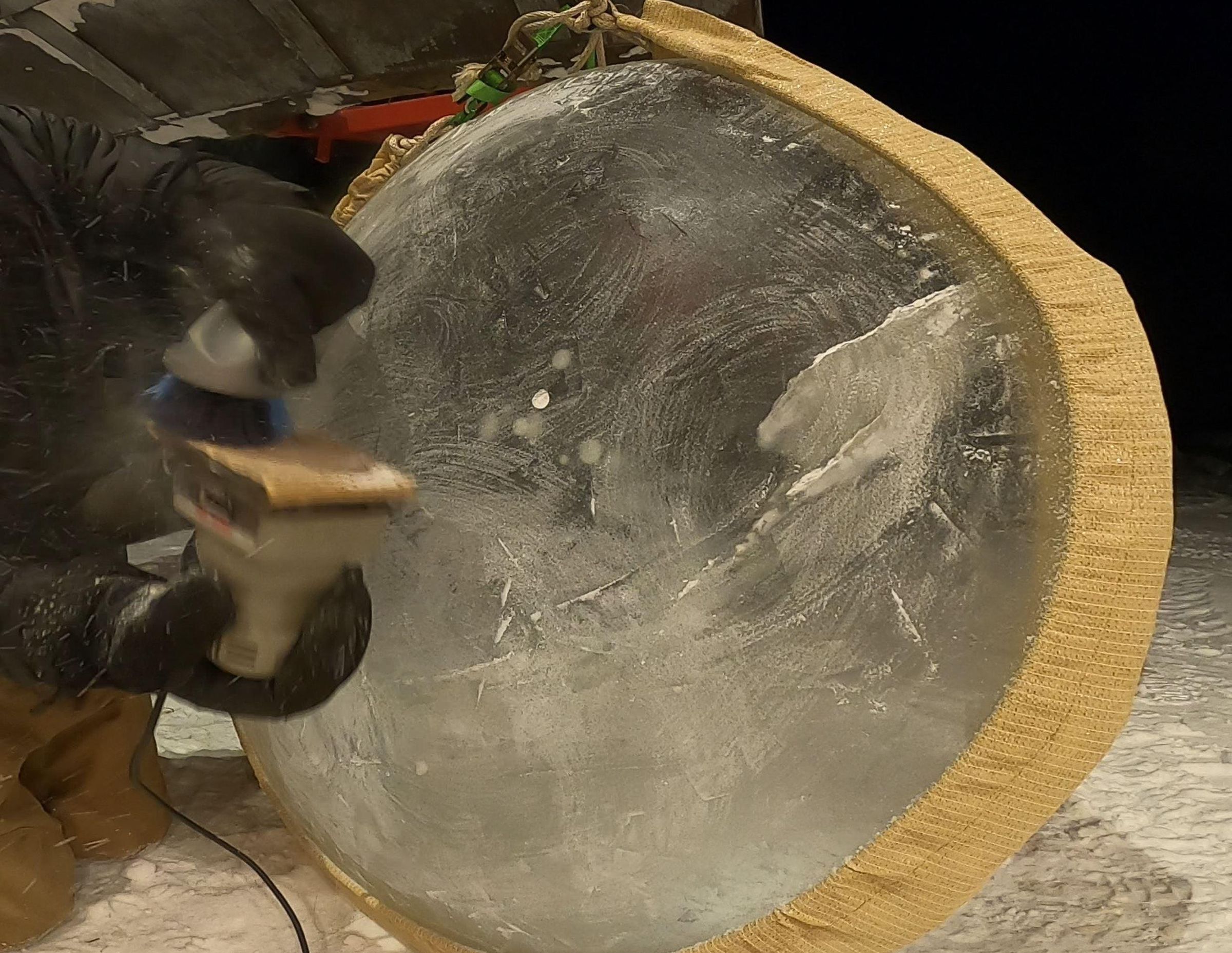 Giant Ice Lens (or Just a Big One) : 14 Steps (with Pictures ...