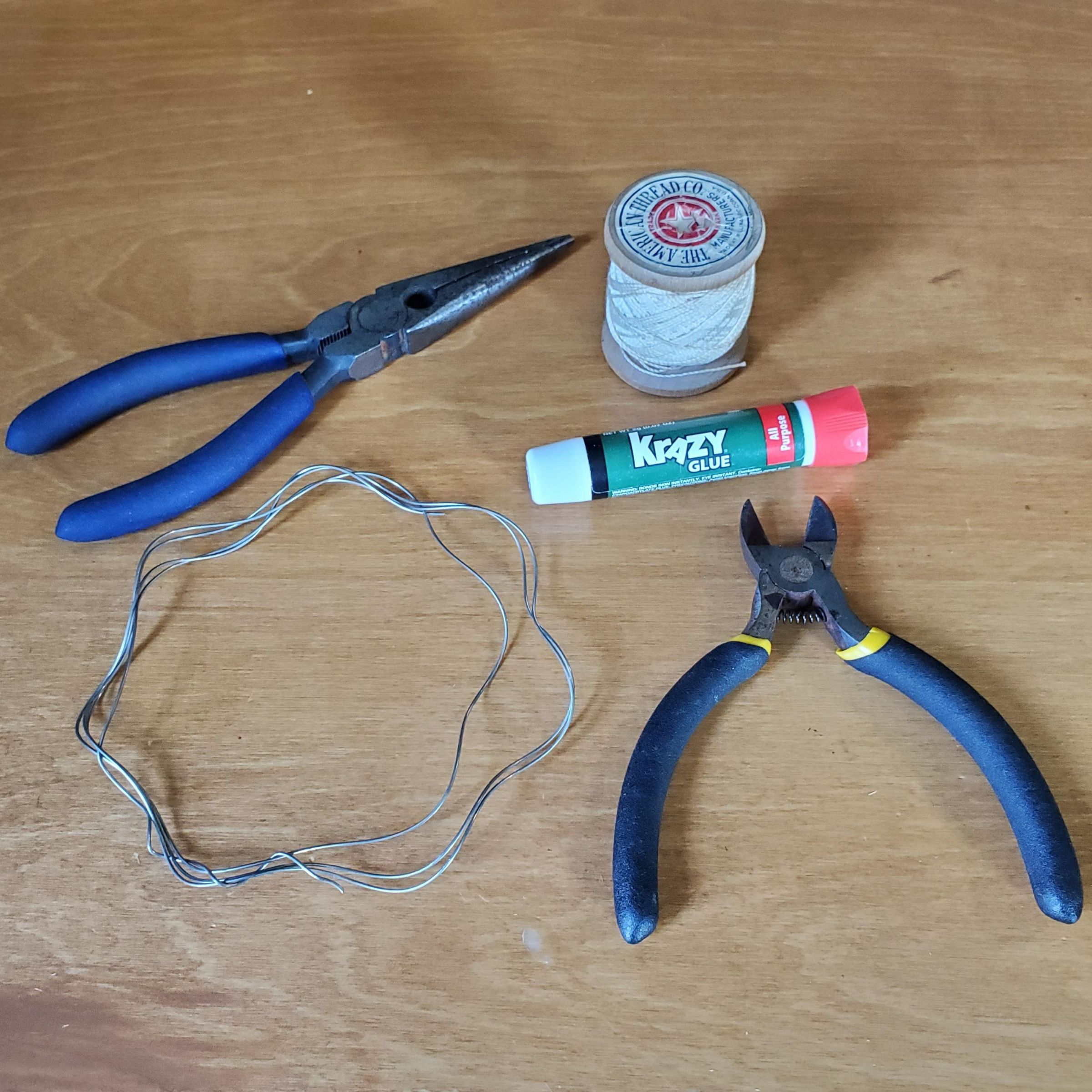Wire Hook Keeper : 4 Steps (with Pictures) - Instructables