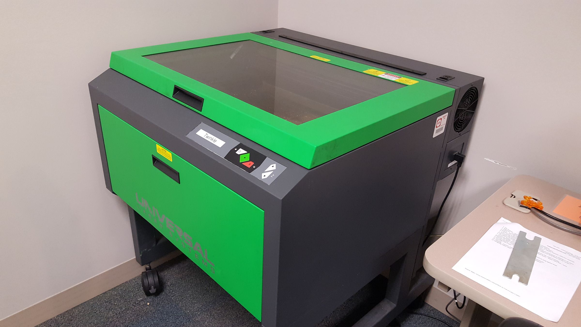 Custom Photo Slide Containers : 9 Steps (with Pictures) - Instructables