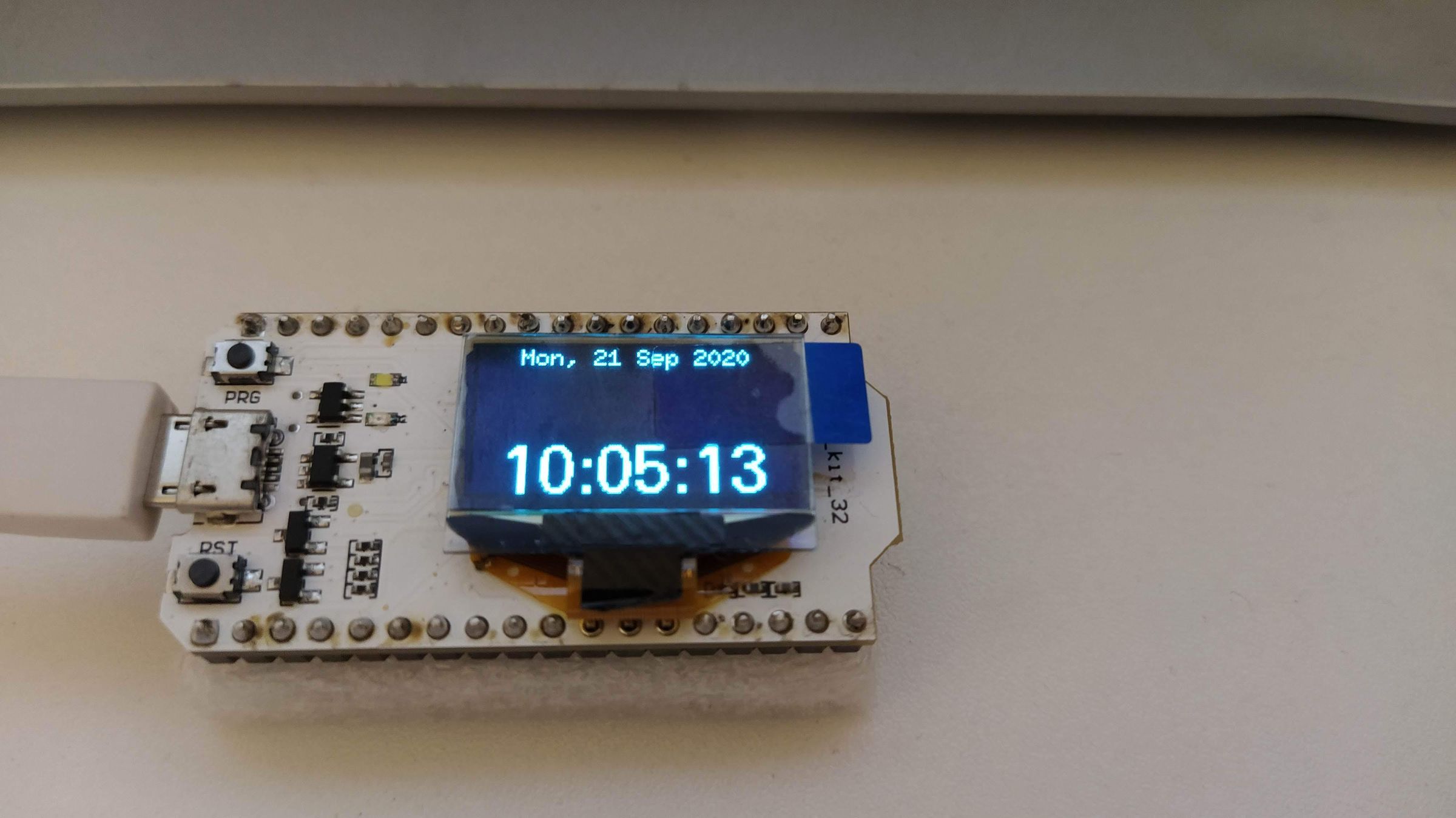 WiFi Kit 32 NTP Clock - Instructables