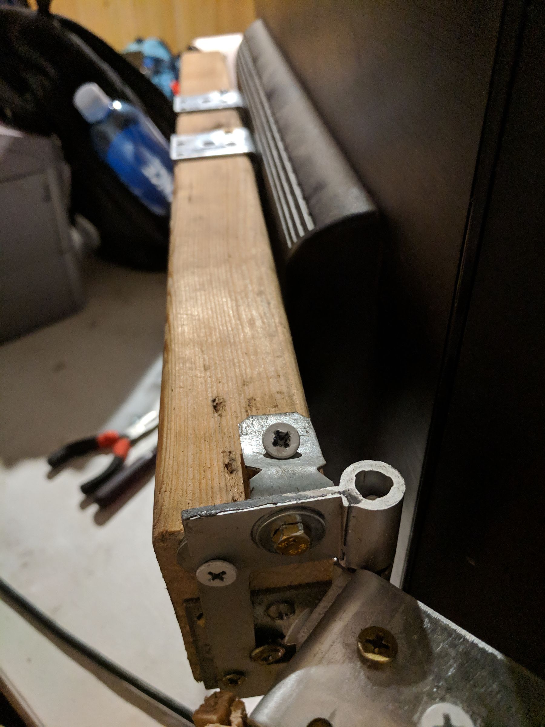 Build an Adjustable Triple Monitor Stand : 6 Steps - Instructables