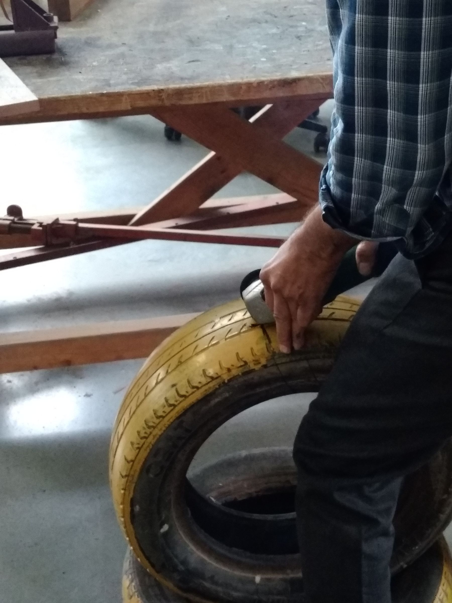 Bench on Wheels : 5 Steps (with Pictures) - Instructables