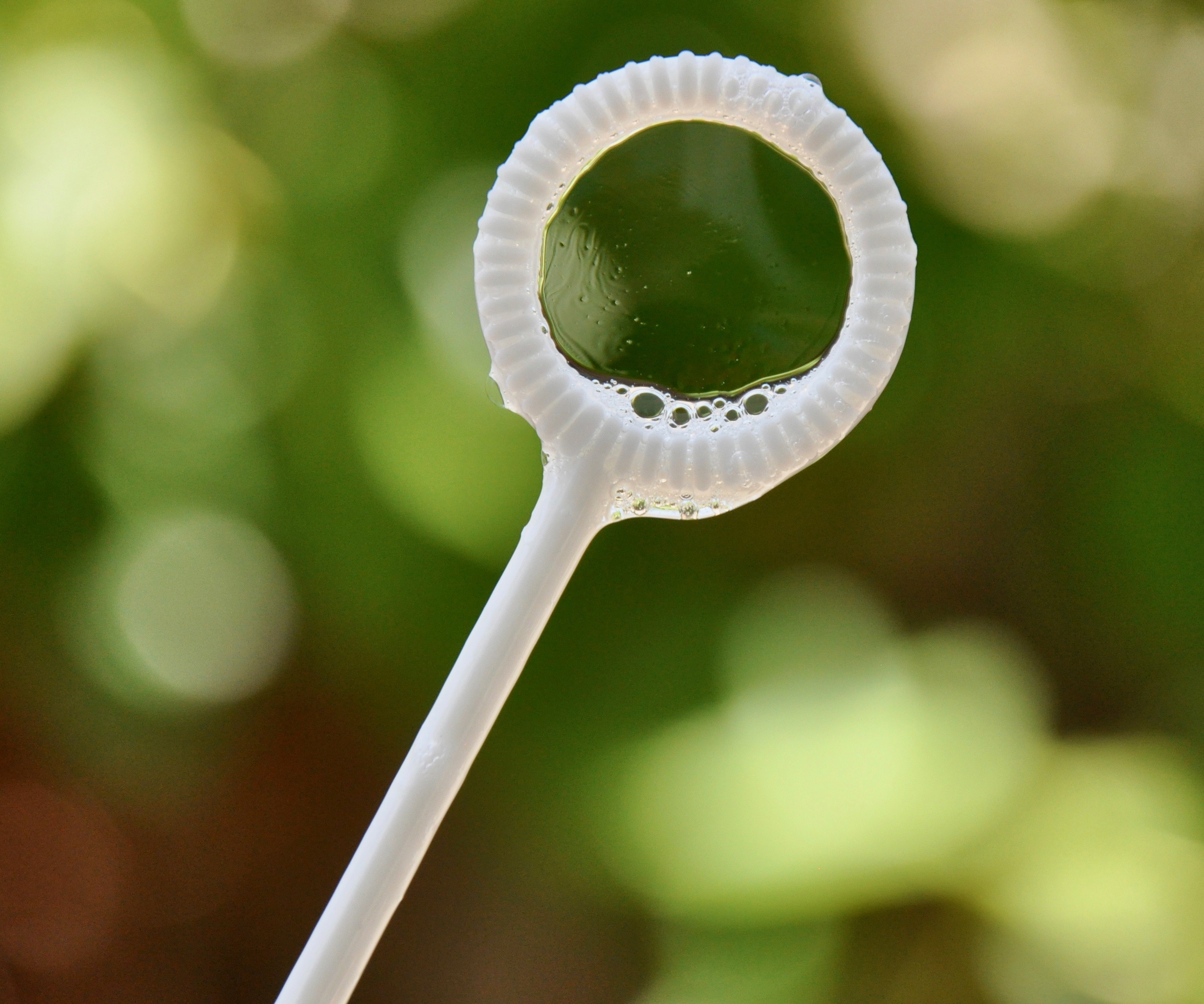 Homemade Bubble Solution : 5 Steps (with Pictures) - Instructables