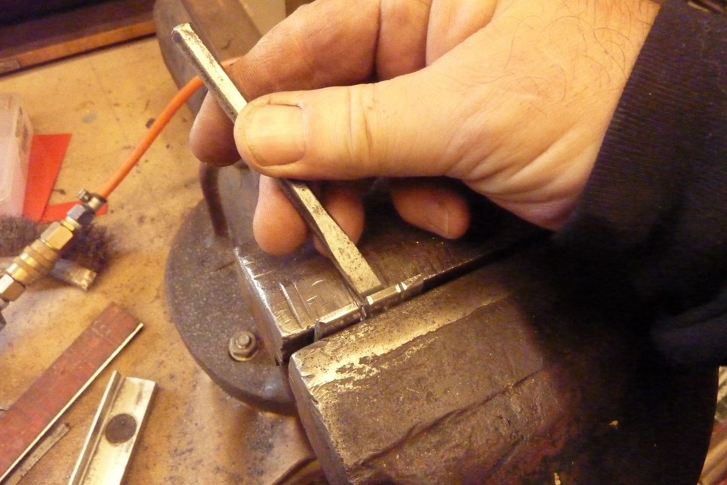 Tee Slot Drill Press Clamps, Easy and Quick : 4 Steps (with Pictures ...