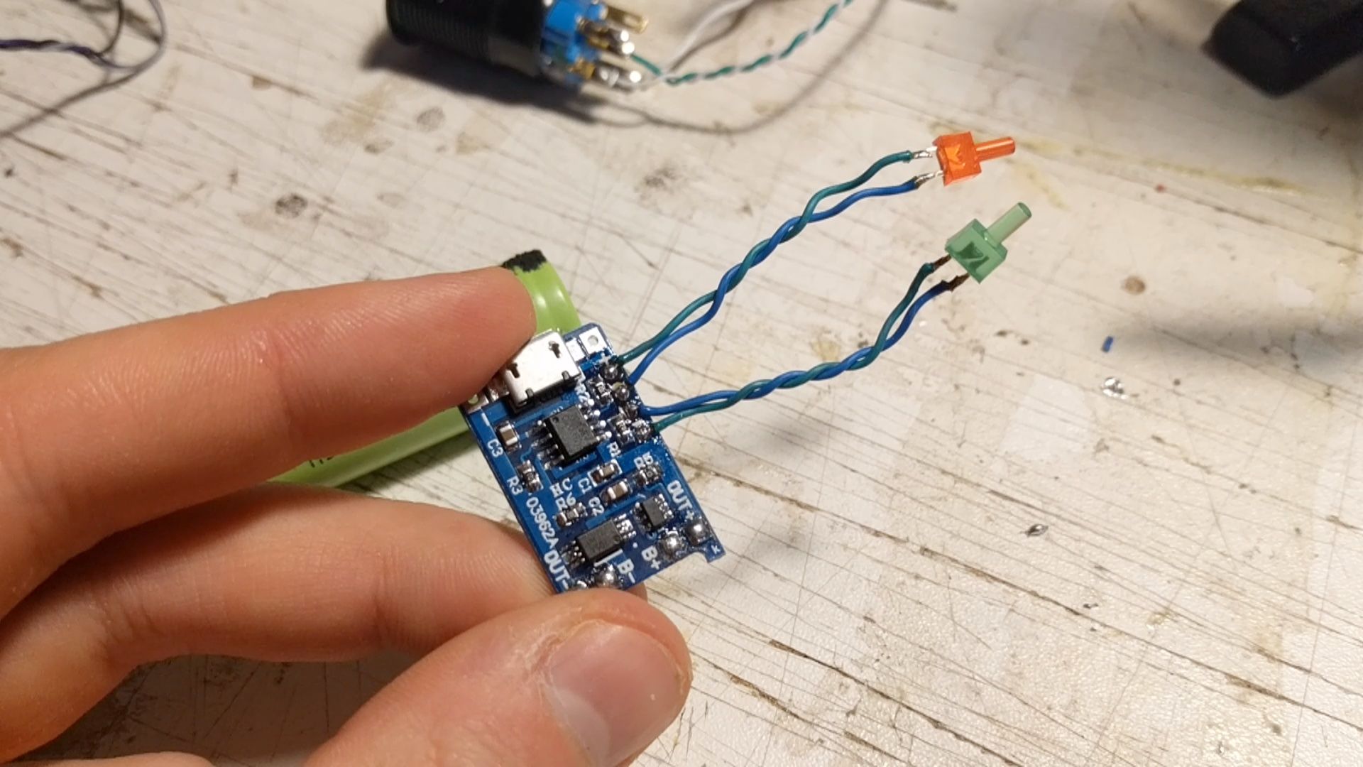 Simple Portable Bluetooth Speaker : 14 Steps (with Pictures ...