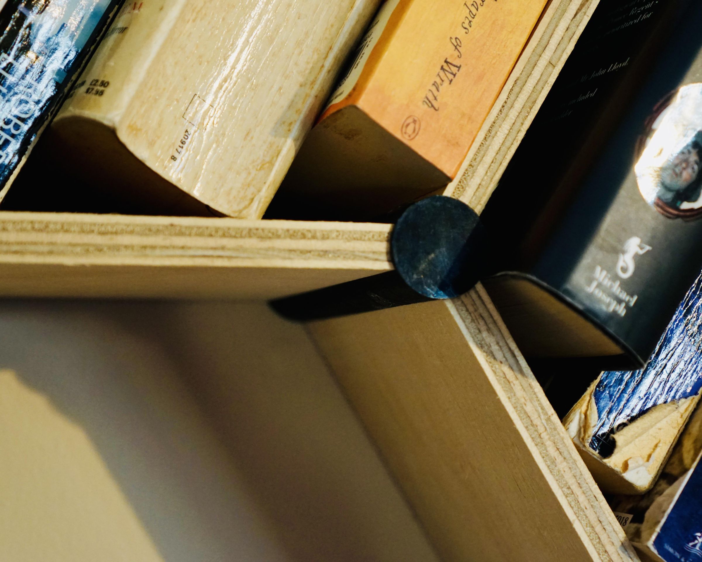 Hexagonal Shelving : 4 Steps (with Pictures) - Instructables