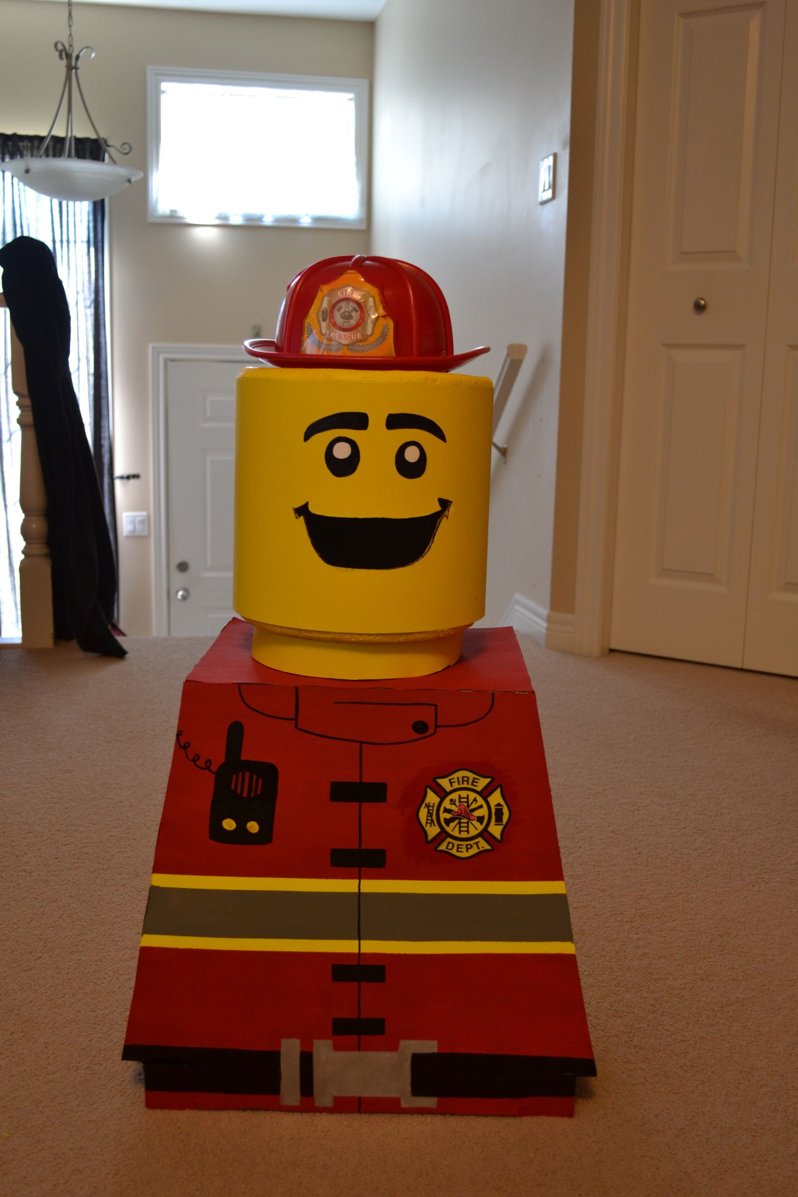 Lego Fireman Minifigure Costume : 9 Steps - Instructables