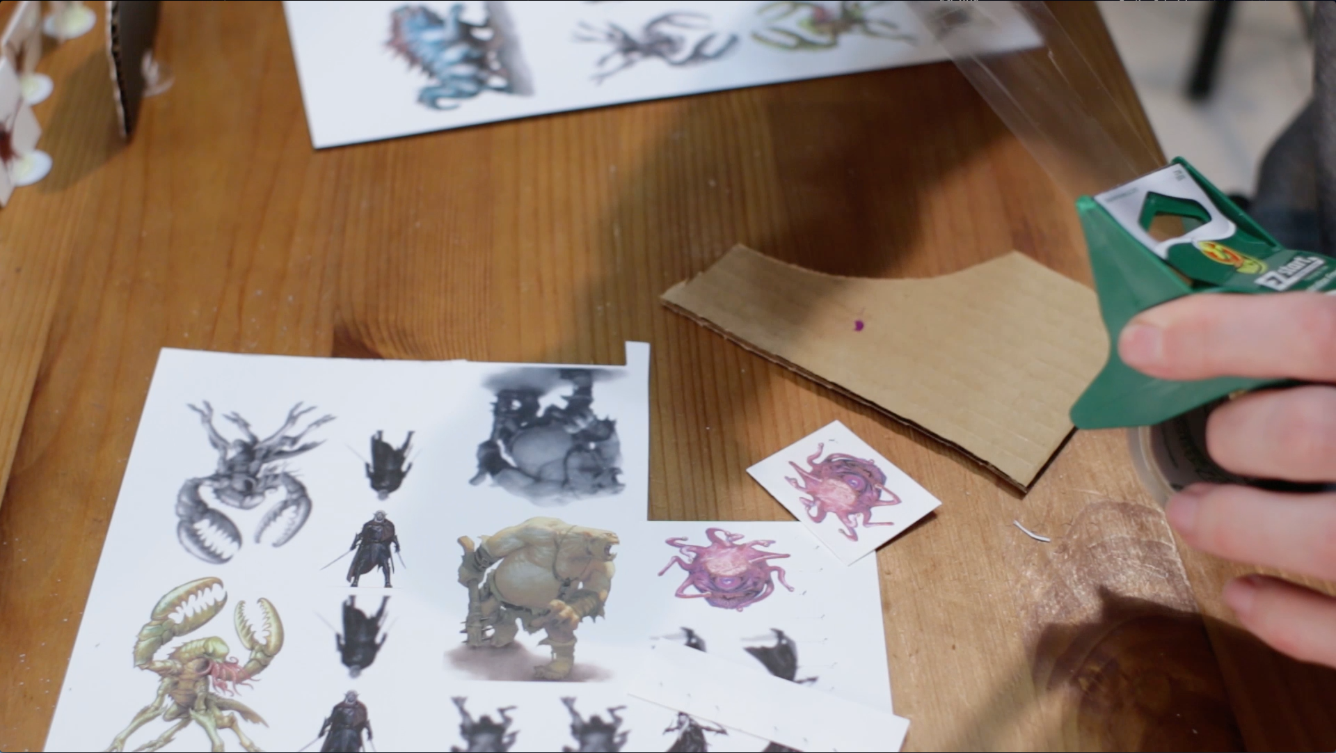 Dungeons and Dragons Paper Miniatures (Pathfinder, Warhammer, Etc ...