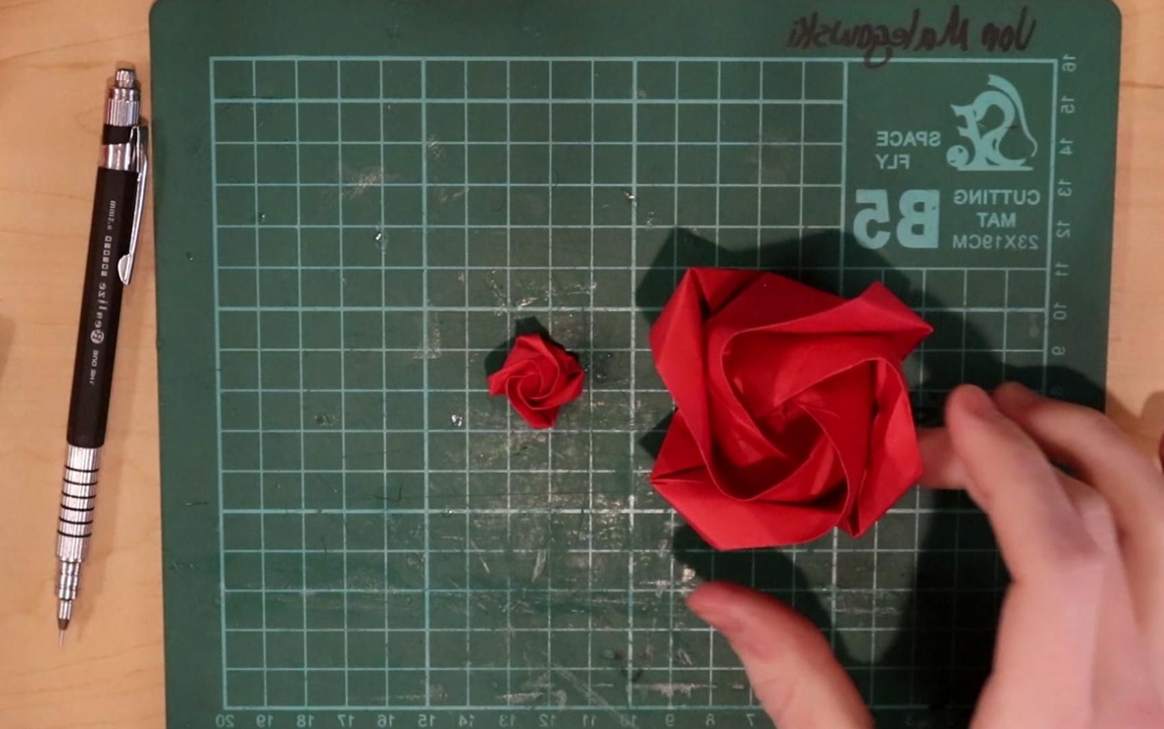 How to Make an Origami Rose : 14 Steps (with Pictures) - Instructables