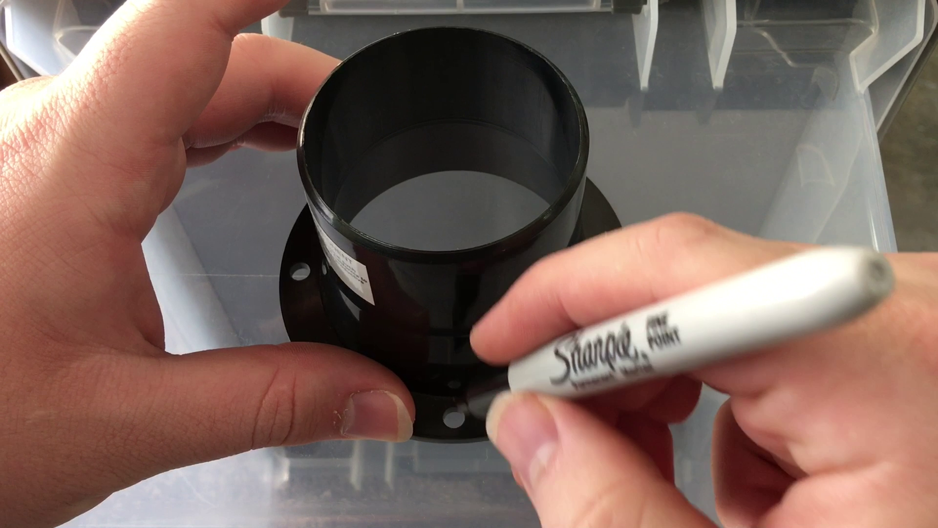 Dust Free Sanding Using a Storage Container : 15 Steps (with Pictures ...