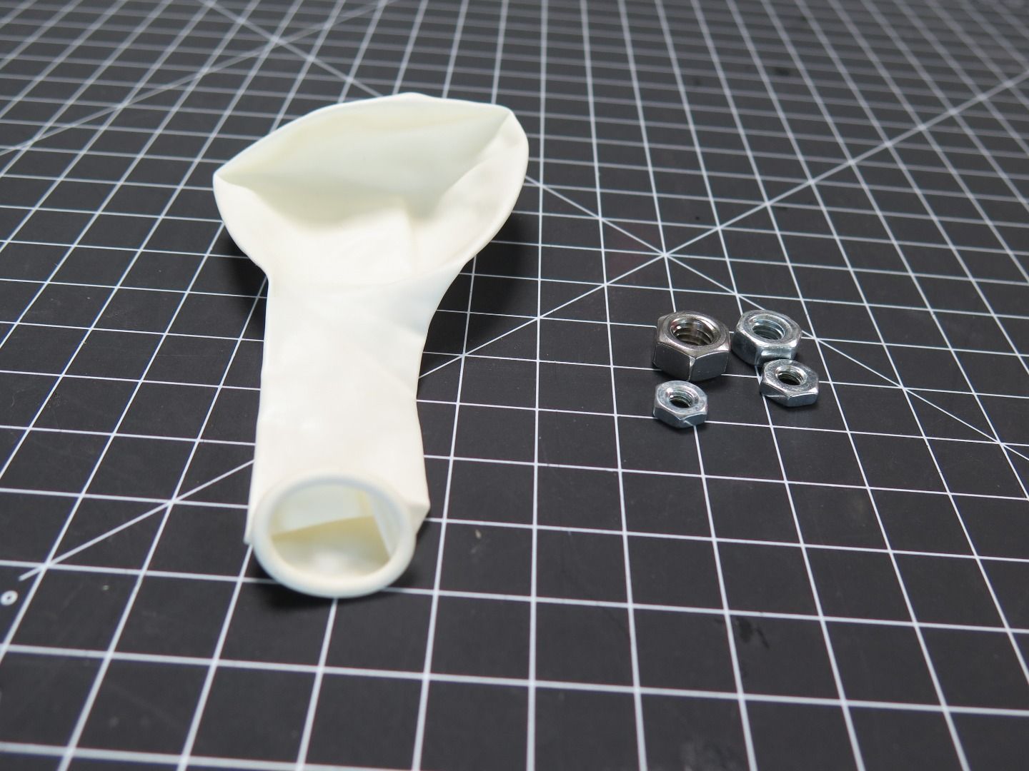 5 Toys That Spin! : 6 Steps - Instructables