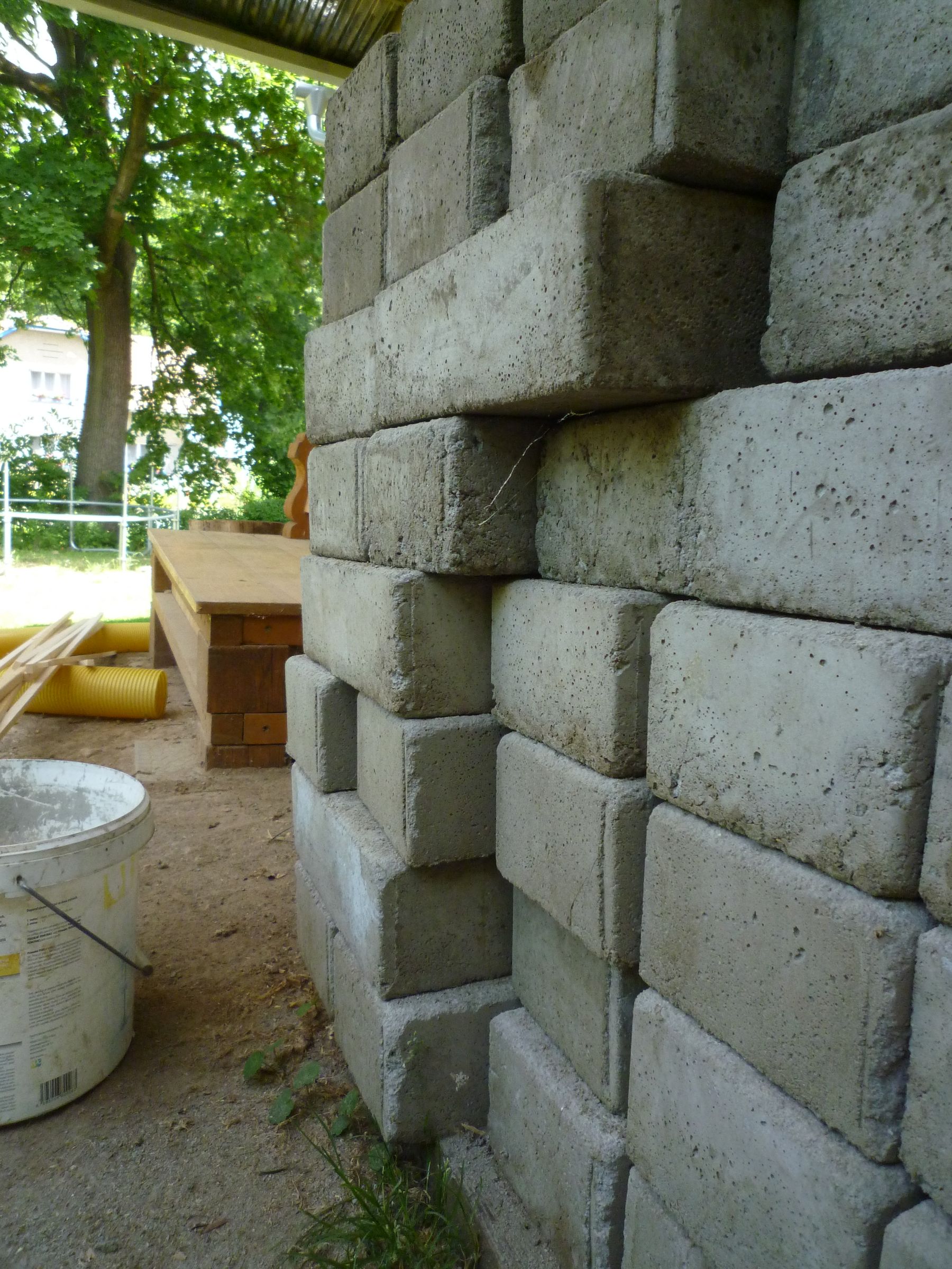 Concrete Brick Casting : 7 Steps - Instructables