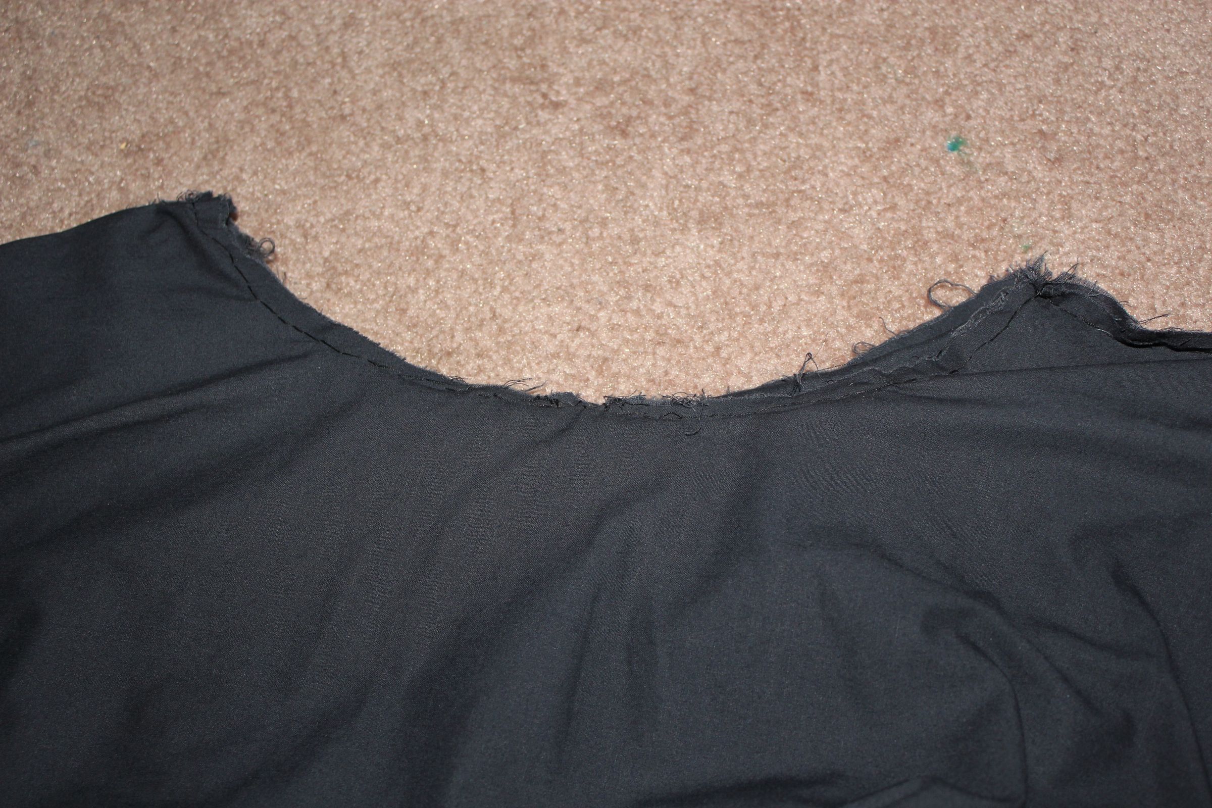 Easy Wizard Robe : 4 Steps - Instructables