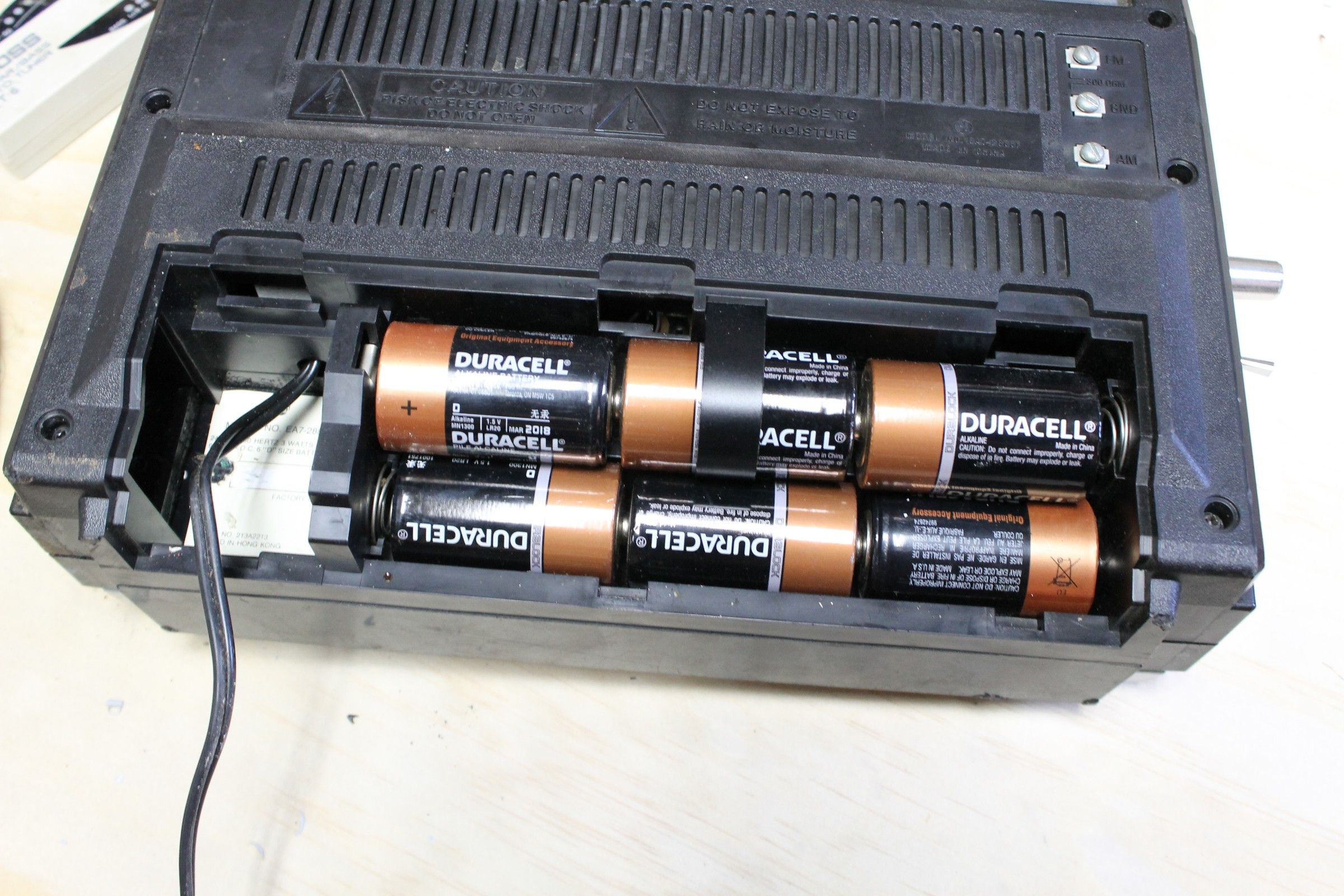 Hack Any Radio Into a Guitar Amp V2 : 9 Steps (with Pictures ...