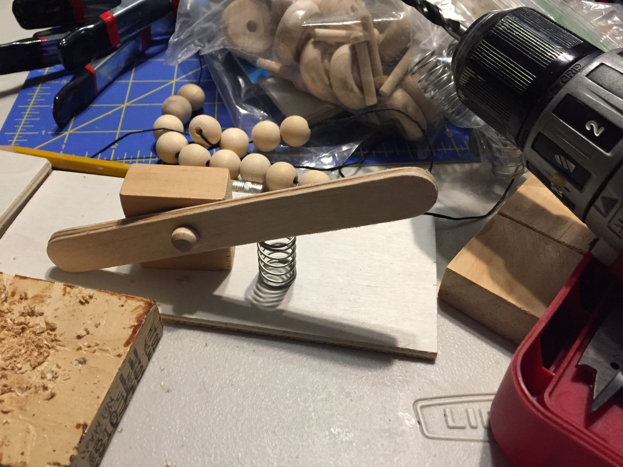 Bust-a-move Bot Push Puppet : 3 Steps (with Pictures) - Instructables