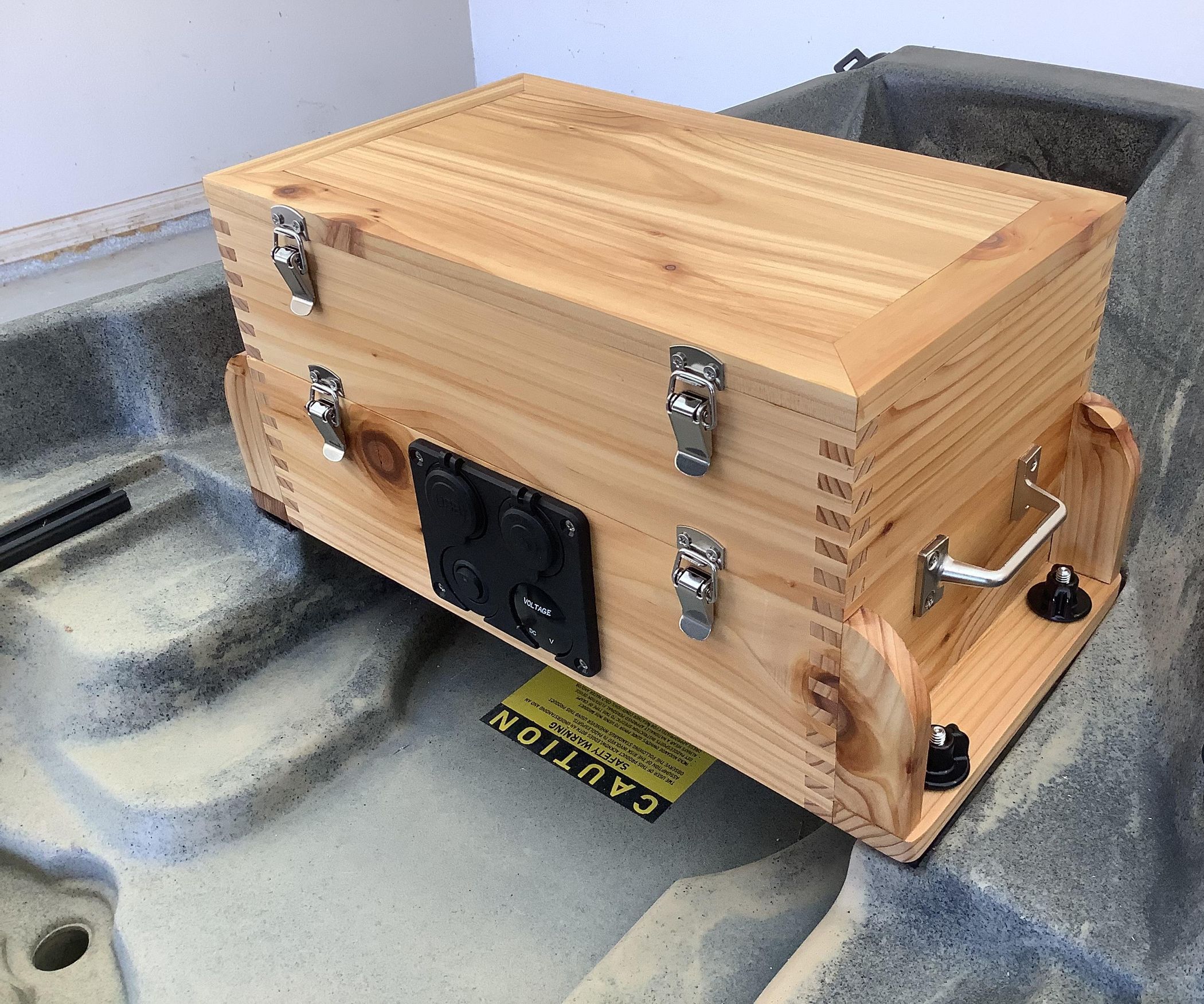 Cedar Power/Tackle Box for Kayak Fishing : 14 Steps (with Pictures ...