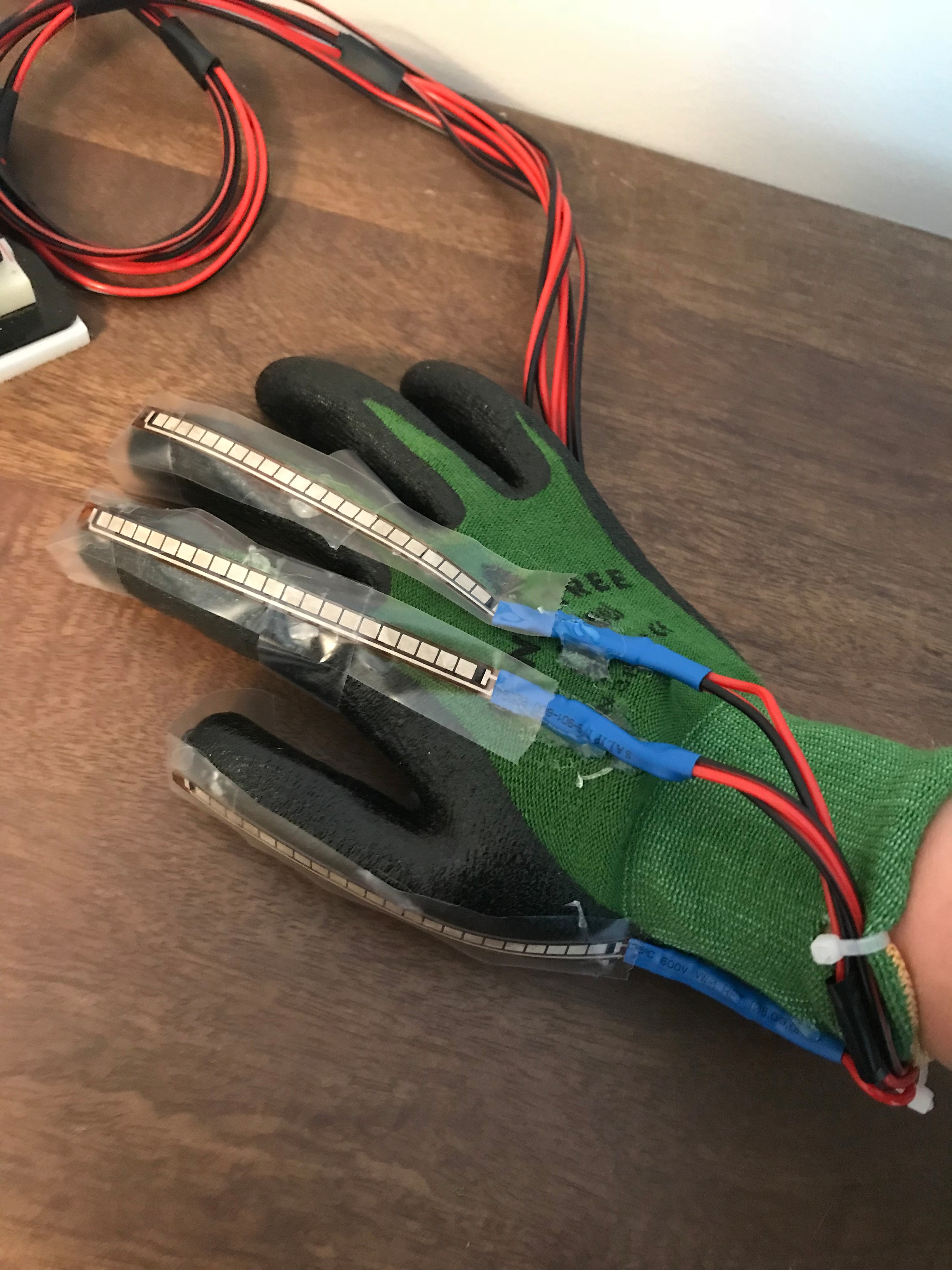 Robotic Arm Controlled by Glove : 6 Steps (with Pictures) - Instructables