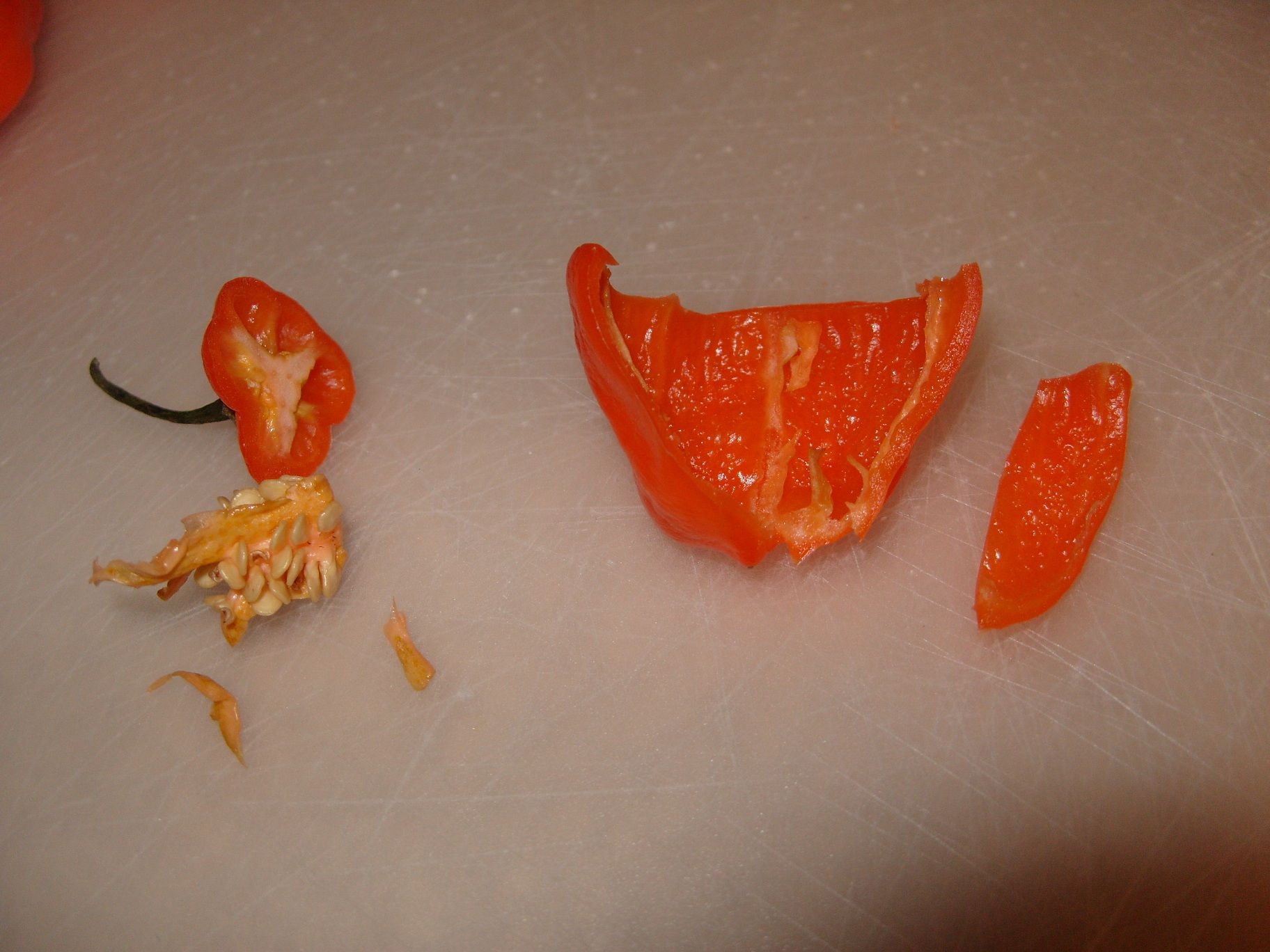 Remove the Heat of a Pepper (not Simply De-seeding!) : 7 Steps (with ...
