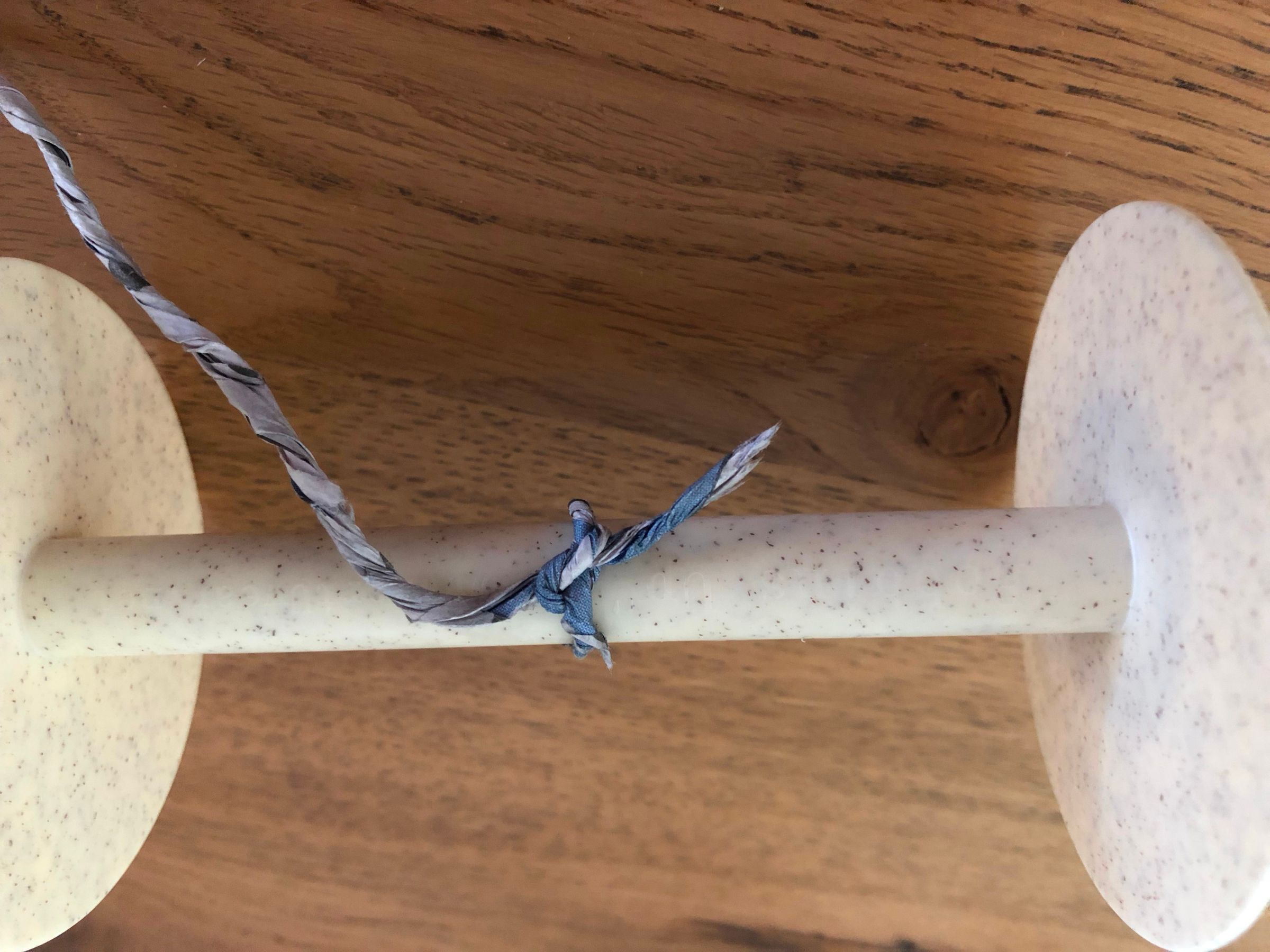 Hand Spun Newspaper Yarn : 9 Steps (with Pictures) - Instructables