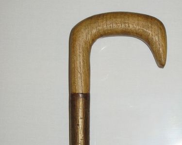 Make a Handsome Wooden Walking Stick for Almost Nothing : 9 Steps (with ...
