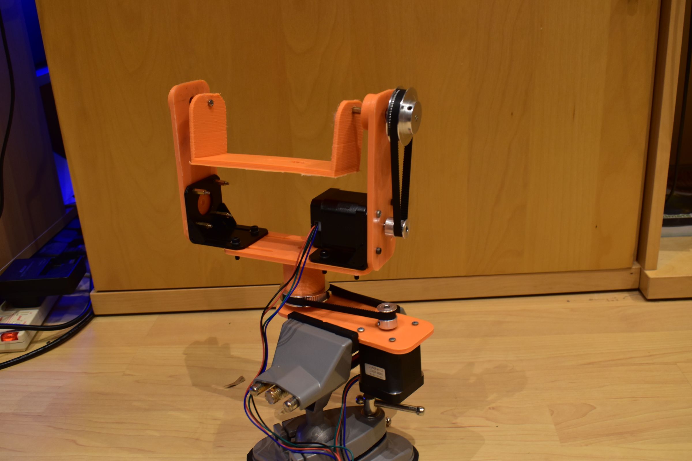 Pan and Tilt Mechanism for DSLR Time Lapses : 7 Steps (with Pictures ...