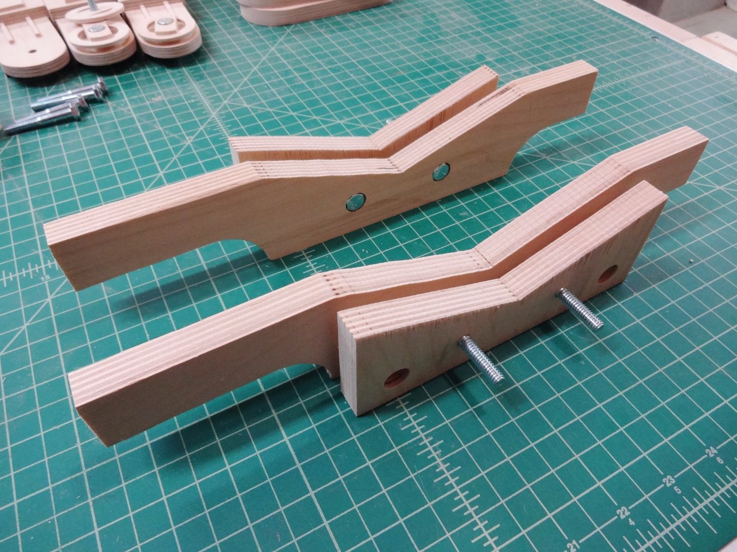 Wooden AT-AT Walker : 37 Steps (with Pictures) - Instructables