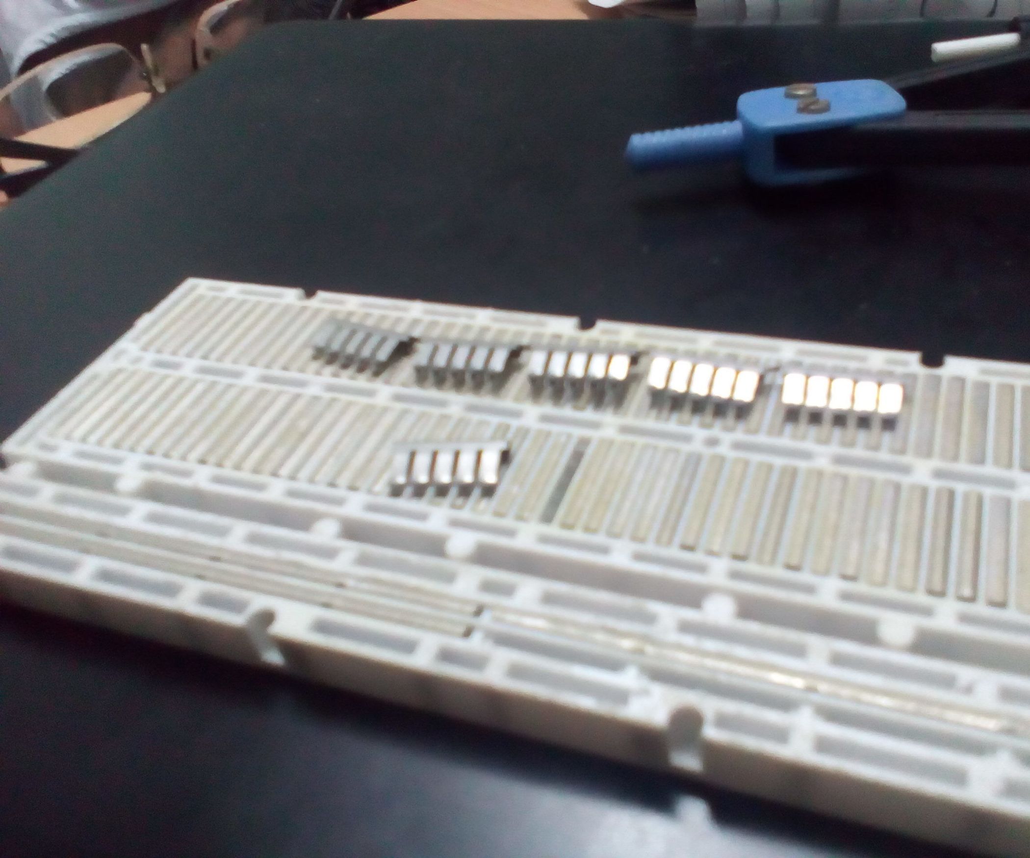 Breadboard Tutorial- What Is Inside the Board! : 3 Steps - Instructables