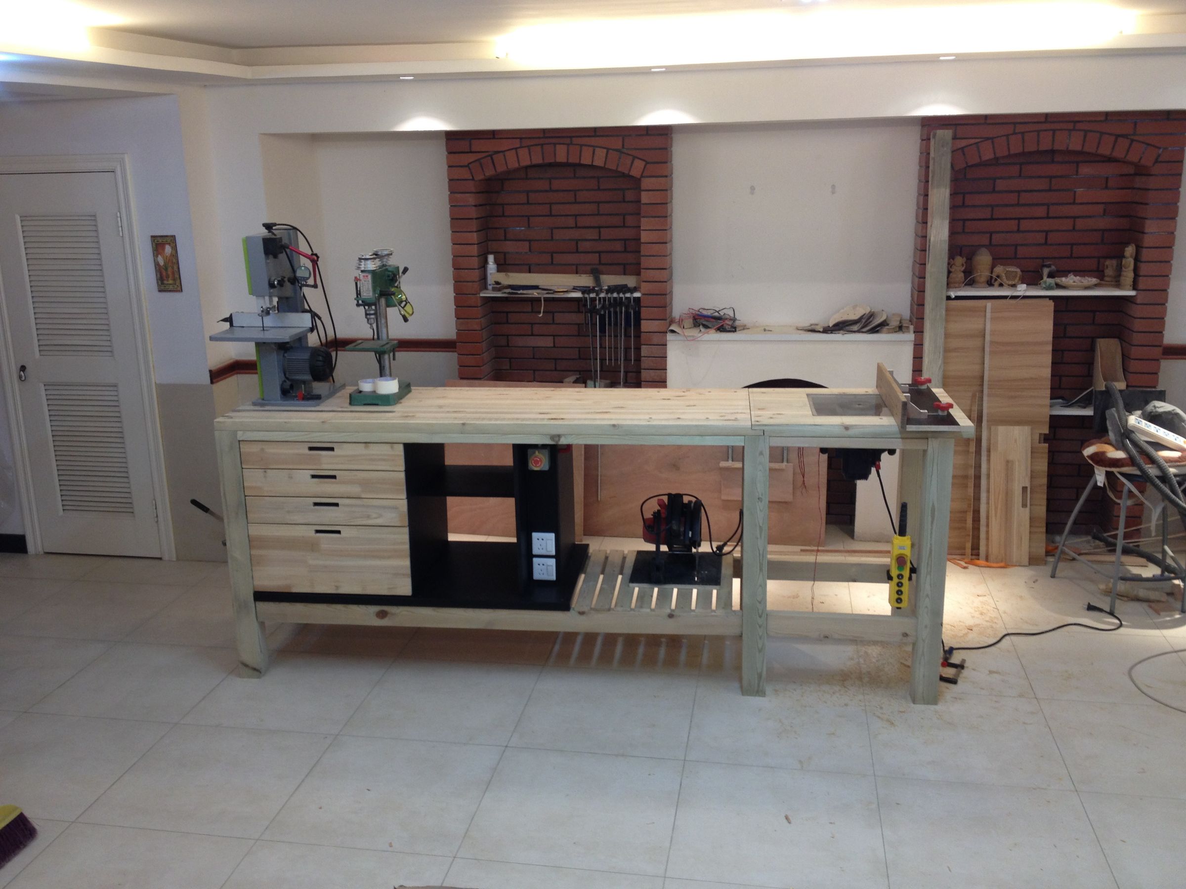 The Universal Multipurpose Workbench : 22 Steps (with Pictures ...
