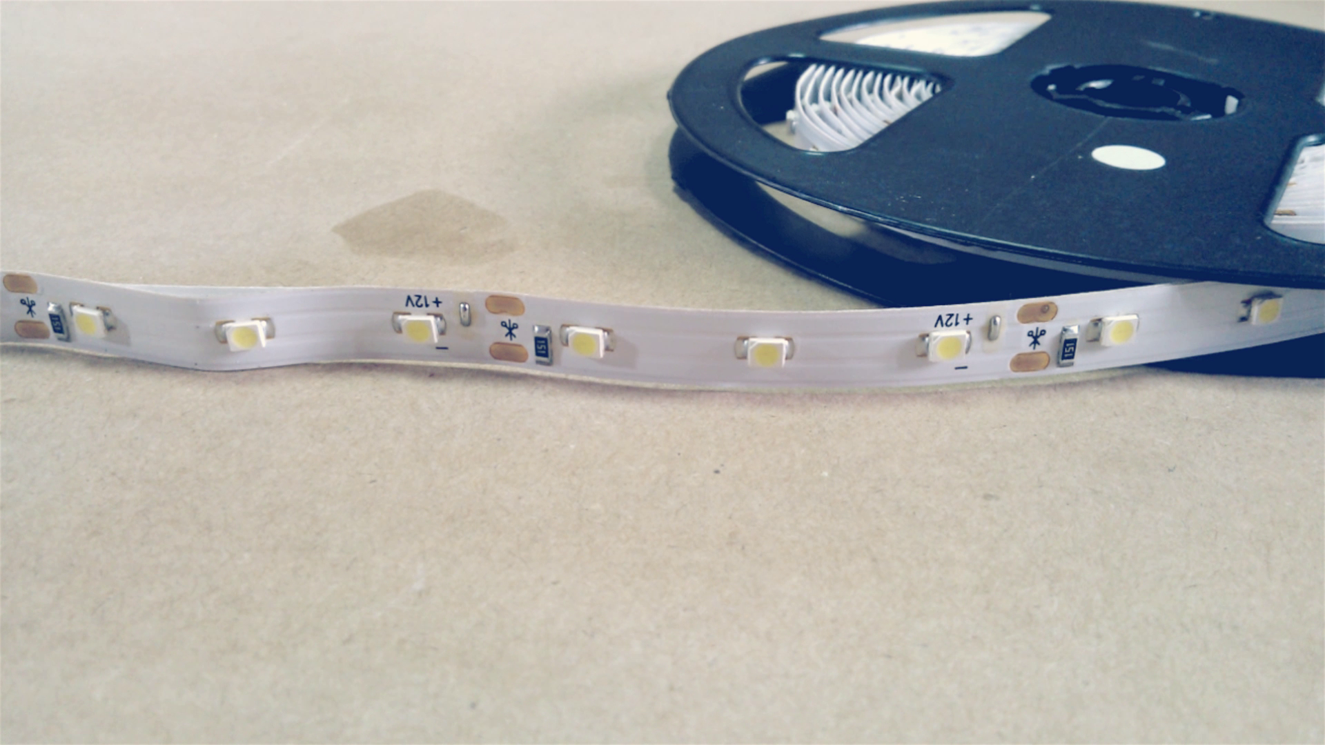 Make an LED Light Box : 6 Steps (with Pictures) - Instructables