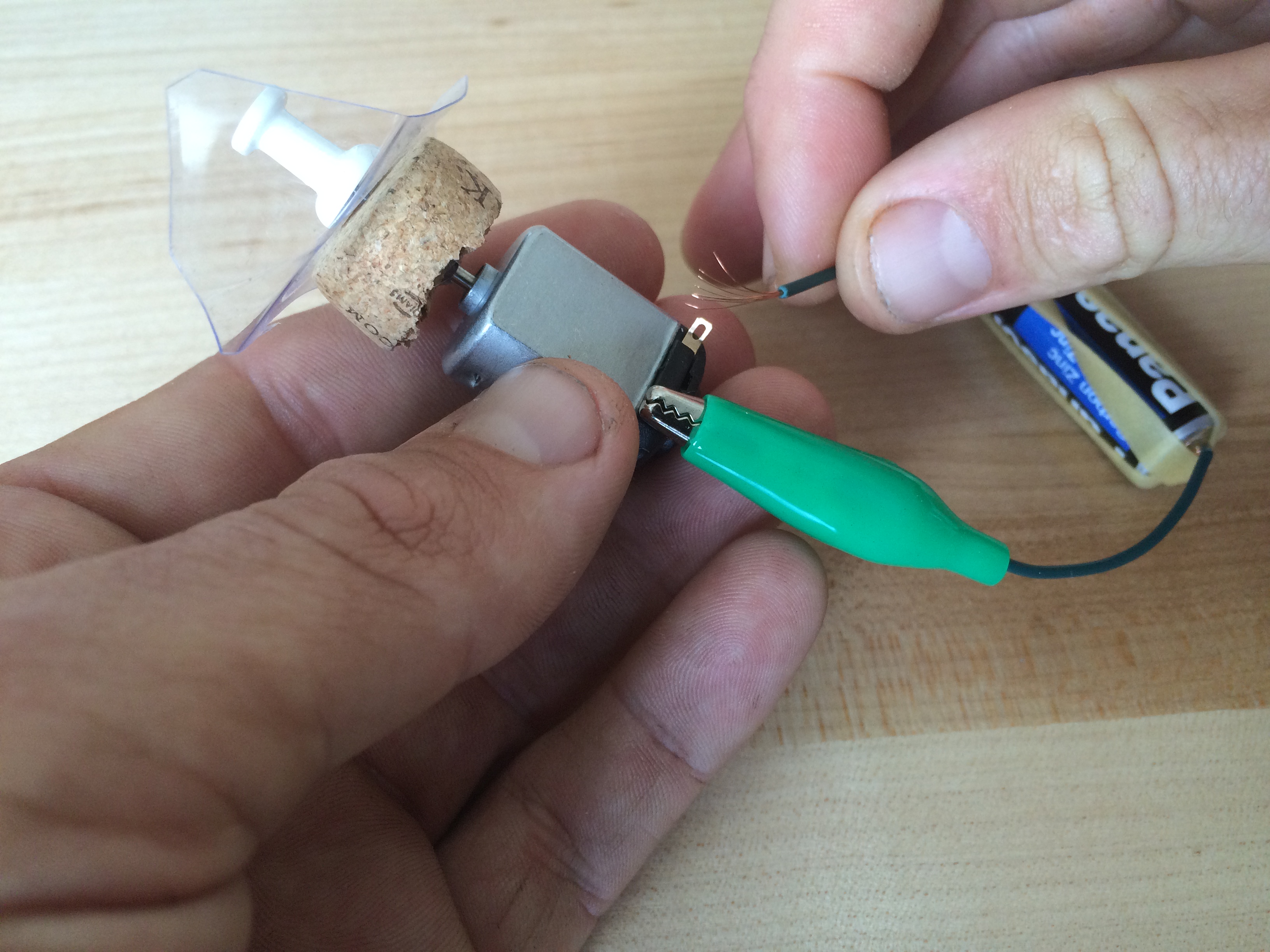 Sponge Motorboat : 6 Steps (with Pictures) - Instructables