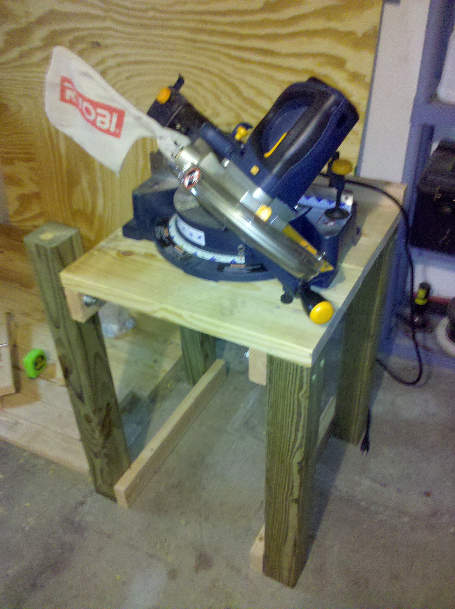 Easy Assemble/disassemble Wooden Work Bench - Instructables